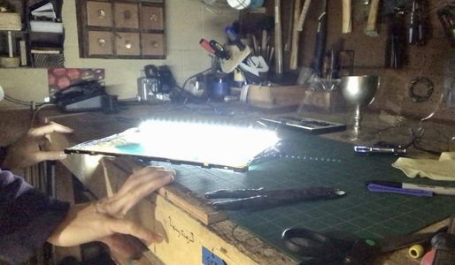 Create a Light Box From a Broken Monitor : 6 Steps (with Pictures ...