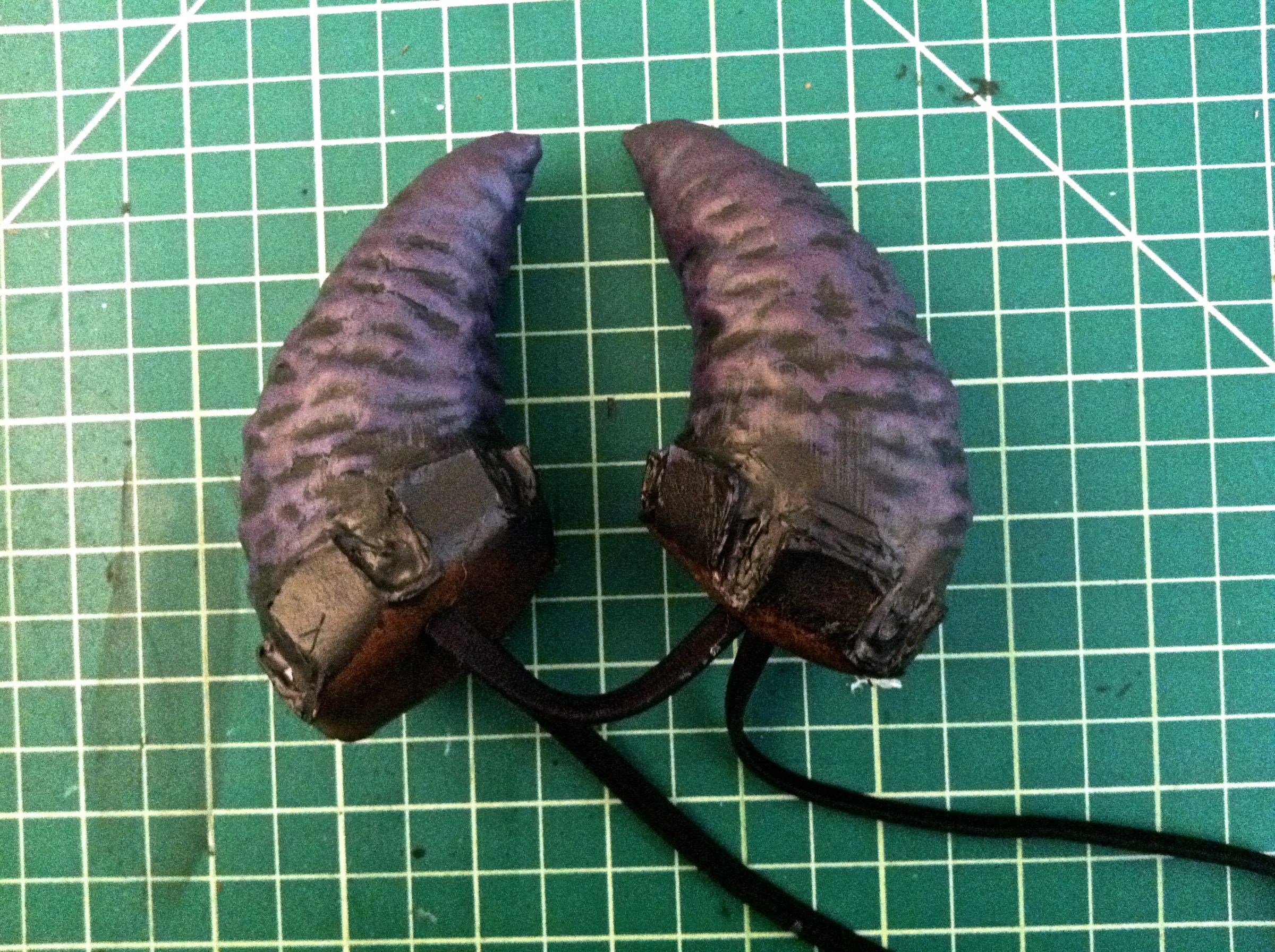 Super Simple Demon Horns! : 8 Steps (with Pictures) - Instructables