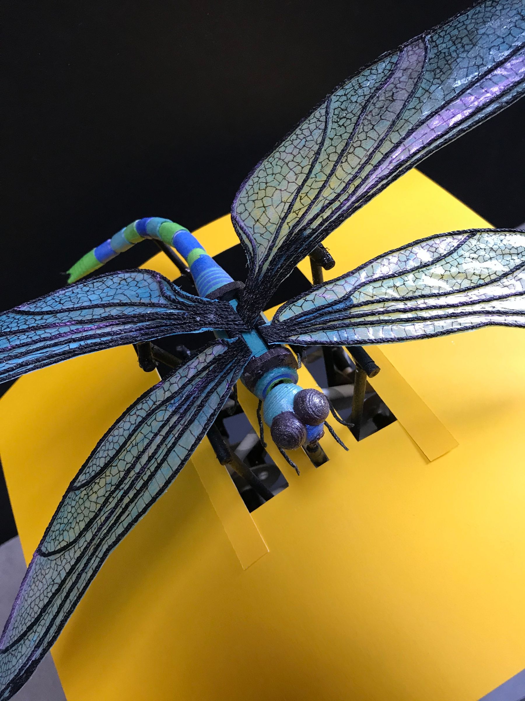 Paper Animatronic Dragonfly : 11 Steps (with Pictures) - Instructables