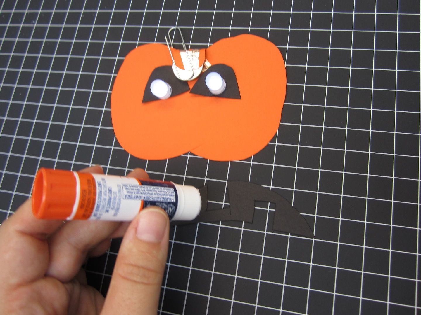 Halloween LED Paper Crafts : 12 Steps (with Pictures) - Instructables