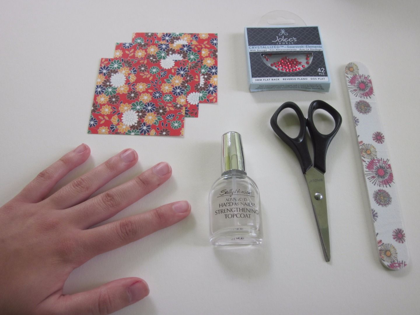 DIY Paper Nail Wraps : 7 Steps (with Pictures) - Instructables