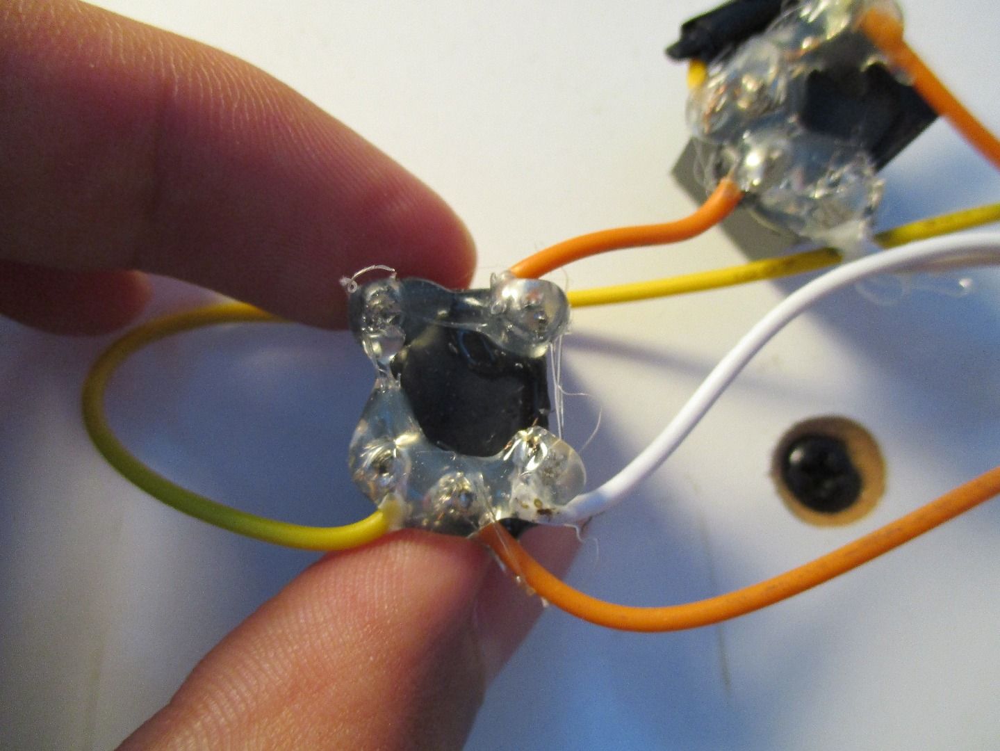 Latching / Locking Relay Circuit : 4 Steps - Instructables