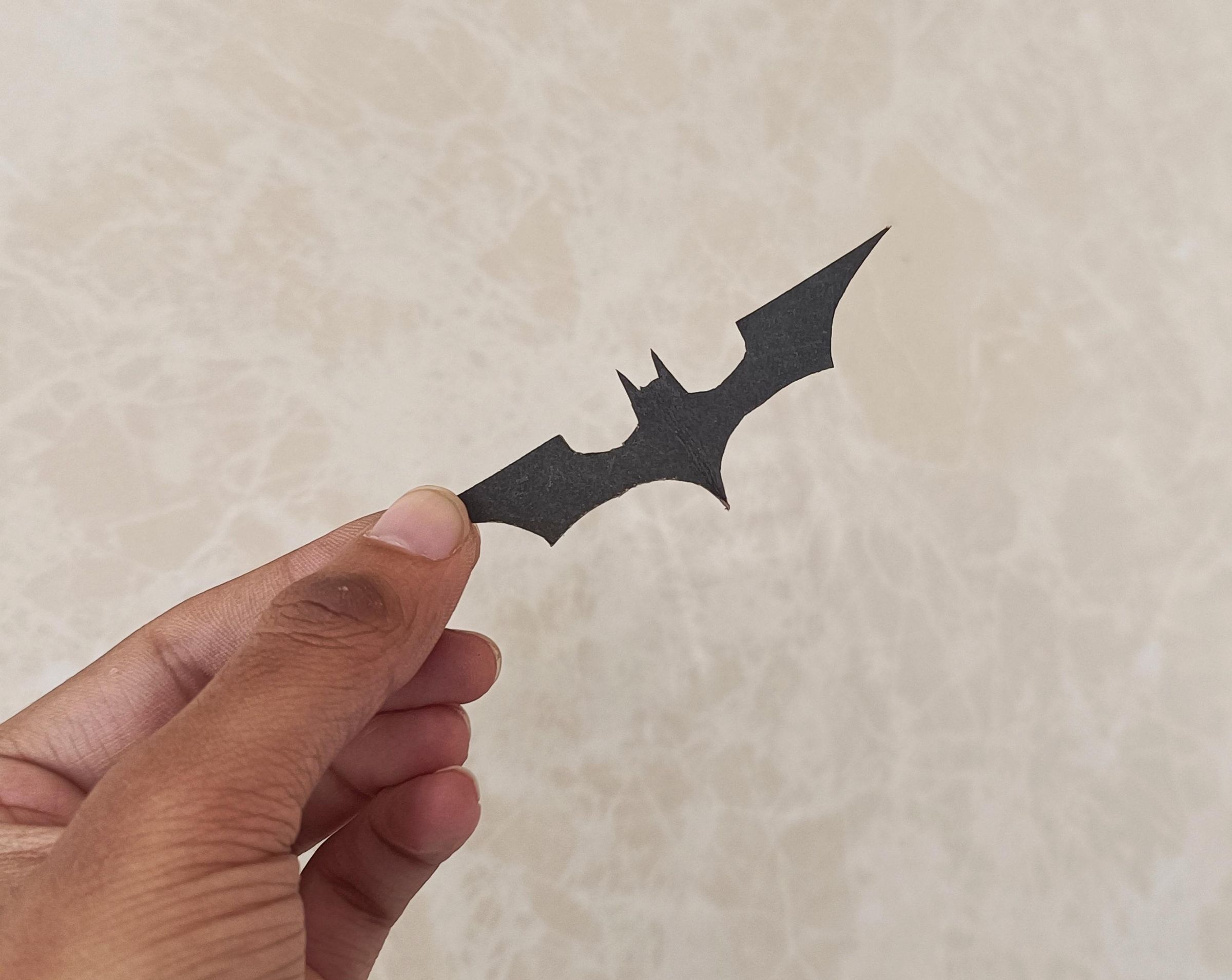 BatSignal - Lights Up If You Have Missed Calls or Messages : 8 Steps ...