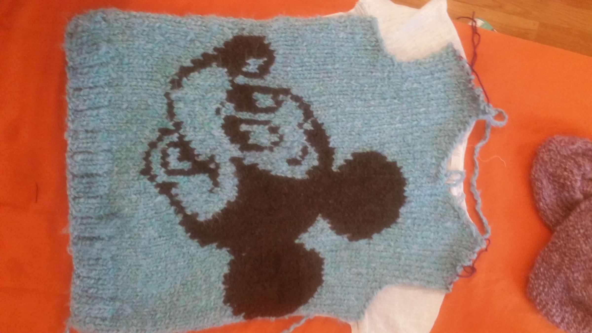 Mickey Mouse Sweater : 4 Steps (with Pictures) - Instructables
