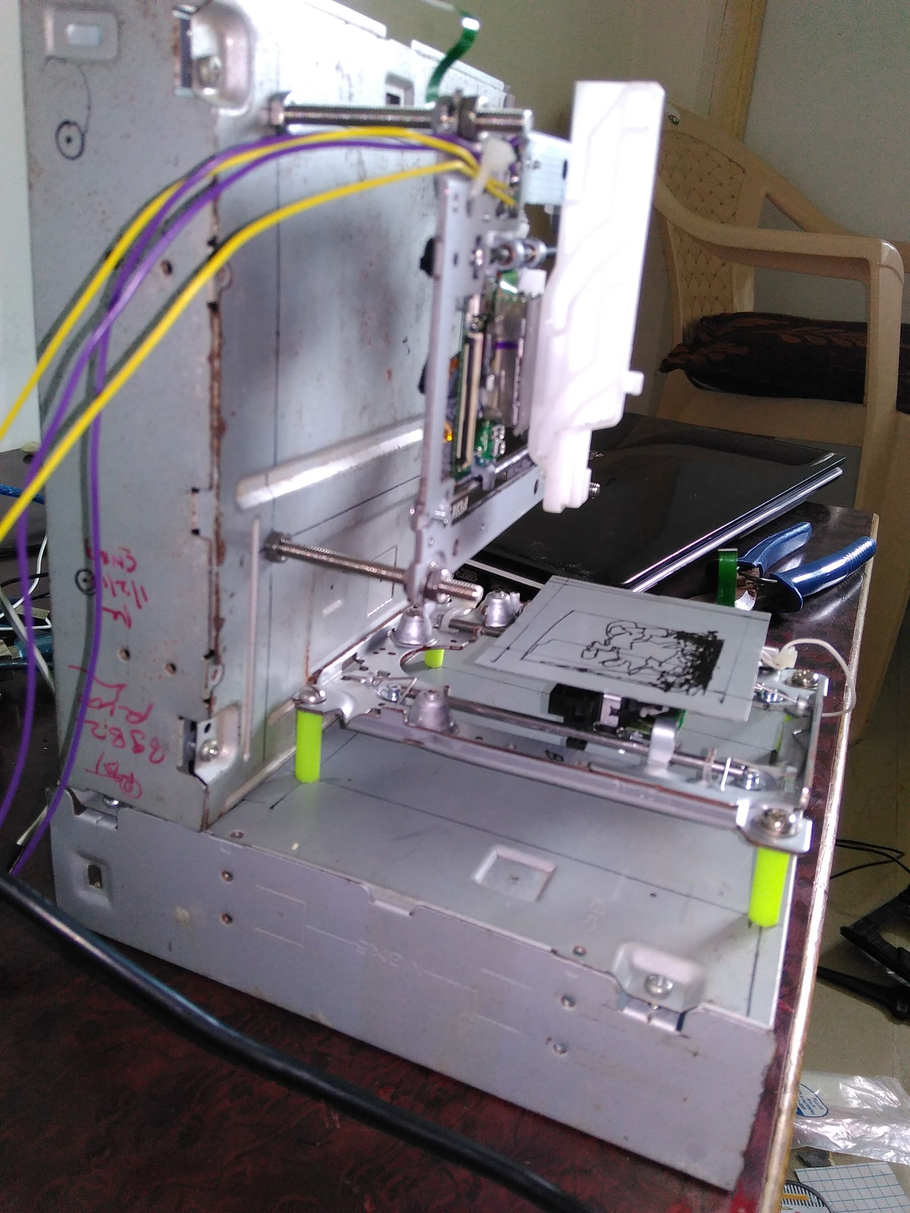 How to Make Mini CNC 2D Plotter Using Scrap DVD Drive, L293d Motor ...