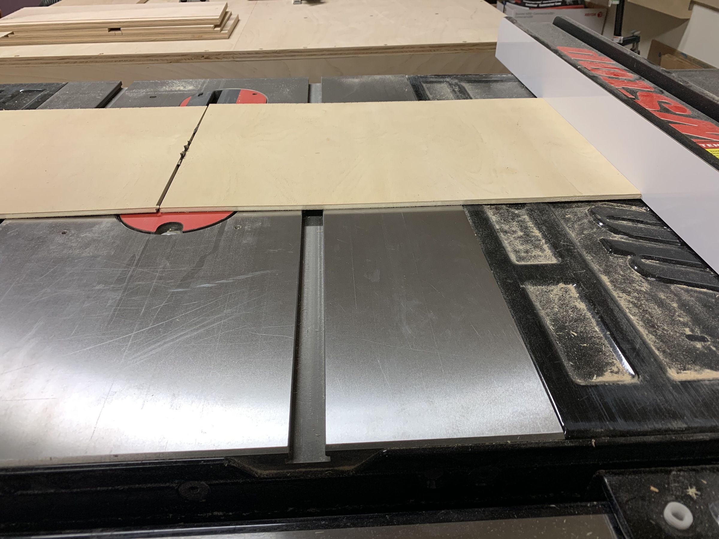 Floating Box Shelf : 10 Steps (with Pictures) - Instructables