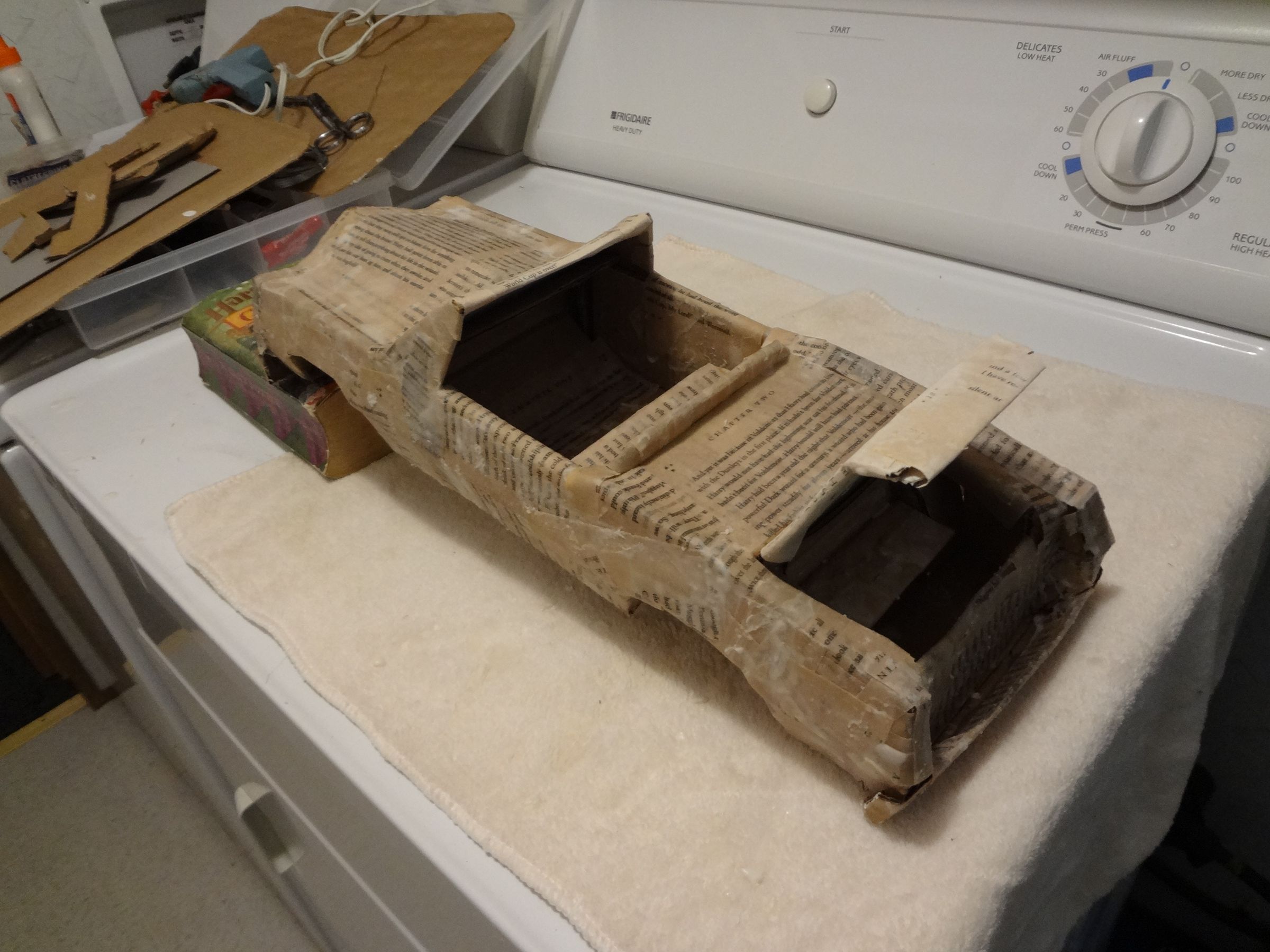 Paper Mache Cardboard Car. : 7 Steps (with Pictures) - Instructables