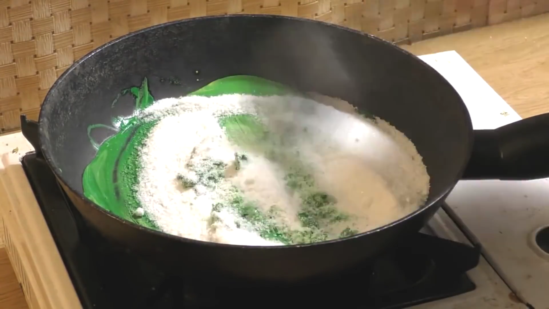 Make Different Colored Smoke Bombs : 5 Steps - Instructables