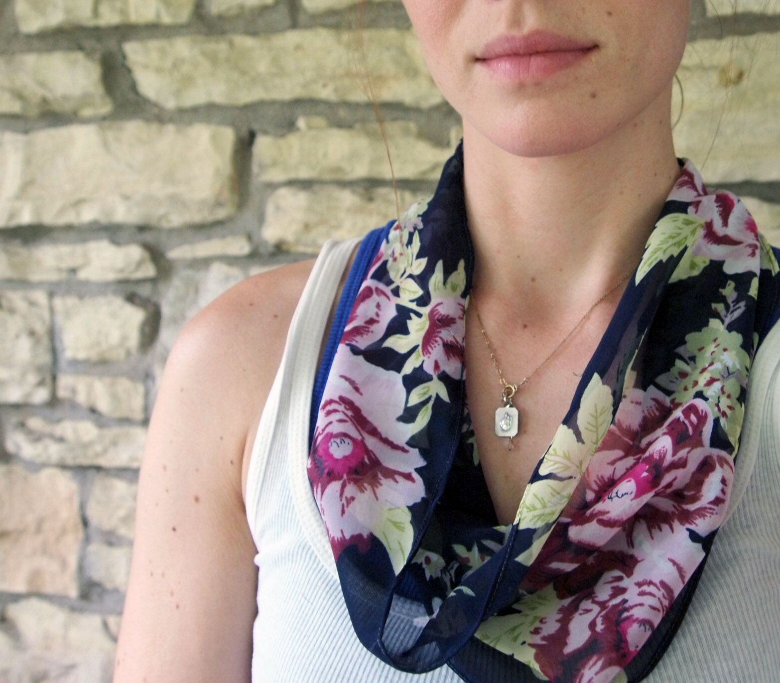 How to Sew a Vintage Style Head-wrap Scarf : 4 Steps (with Pictures ...