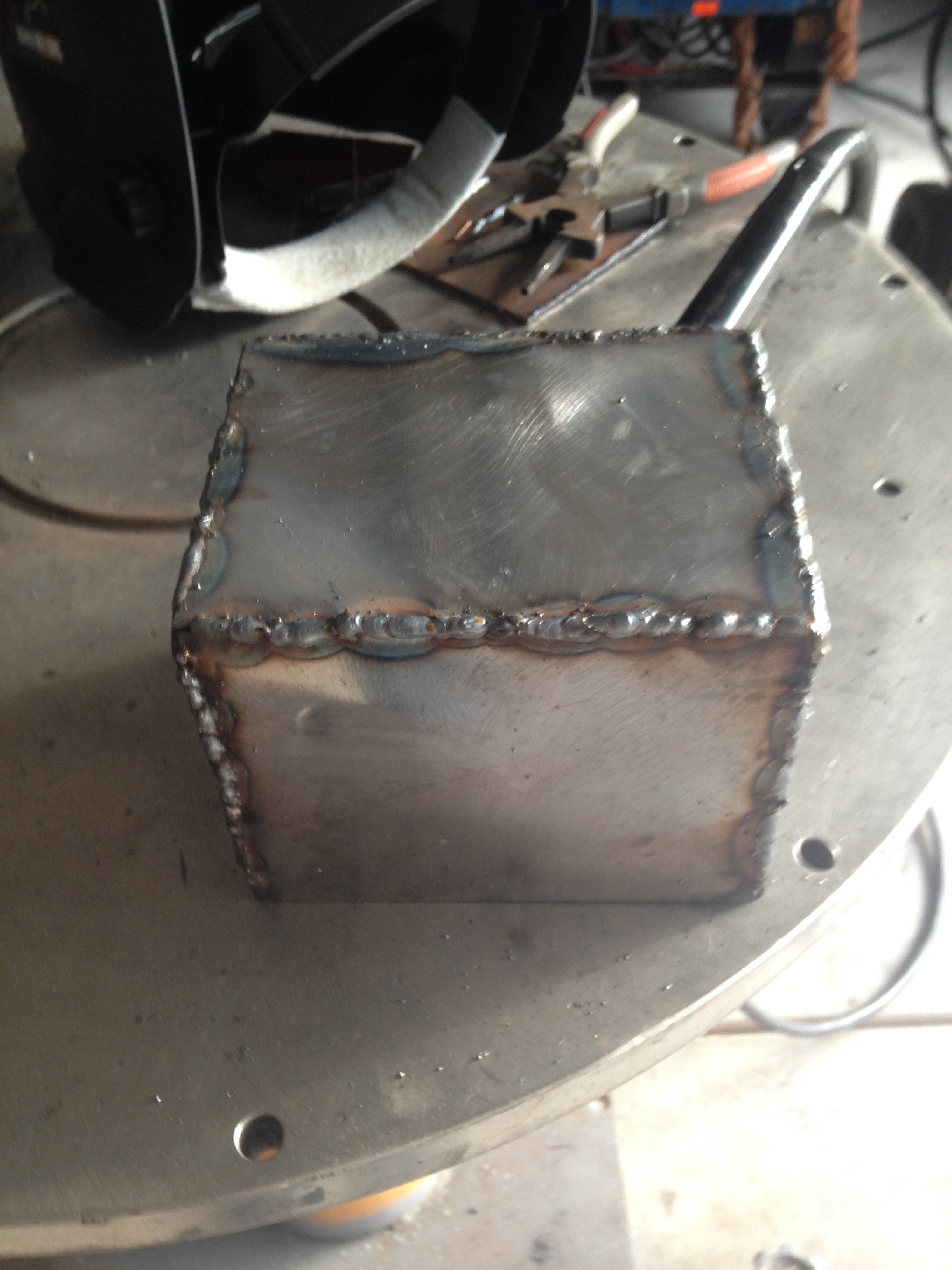 How to MIG Weld a Box : 7 Steps - Instructables