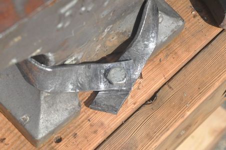 Anvil Stand : 9 Steps (with Pictures) - Instructables