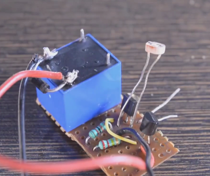 Automatic Night Lamp : 3 Steps - Instructables