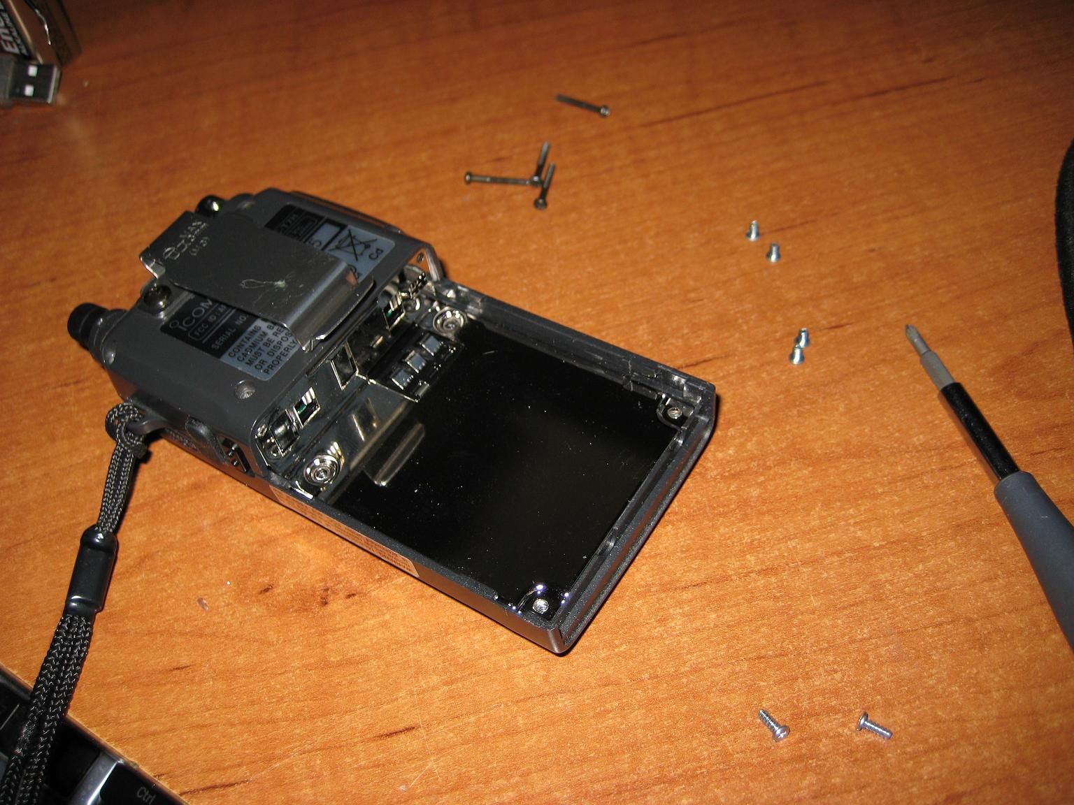 Icom Handheld Dual-Band Radio Mod : 3 Steps - Instructables
