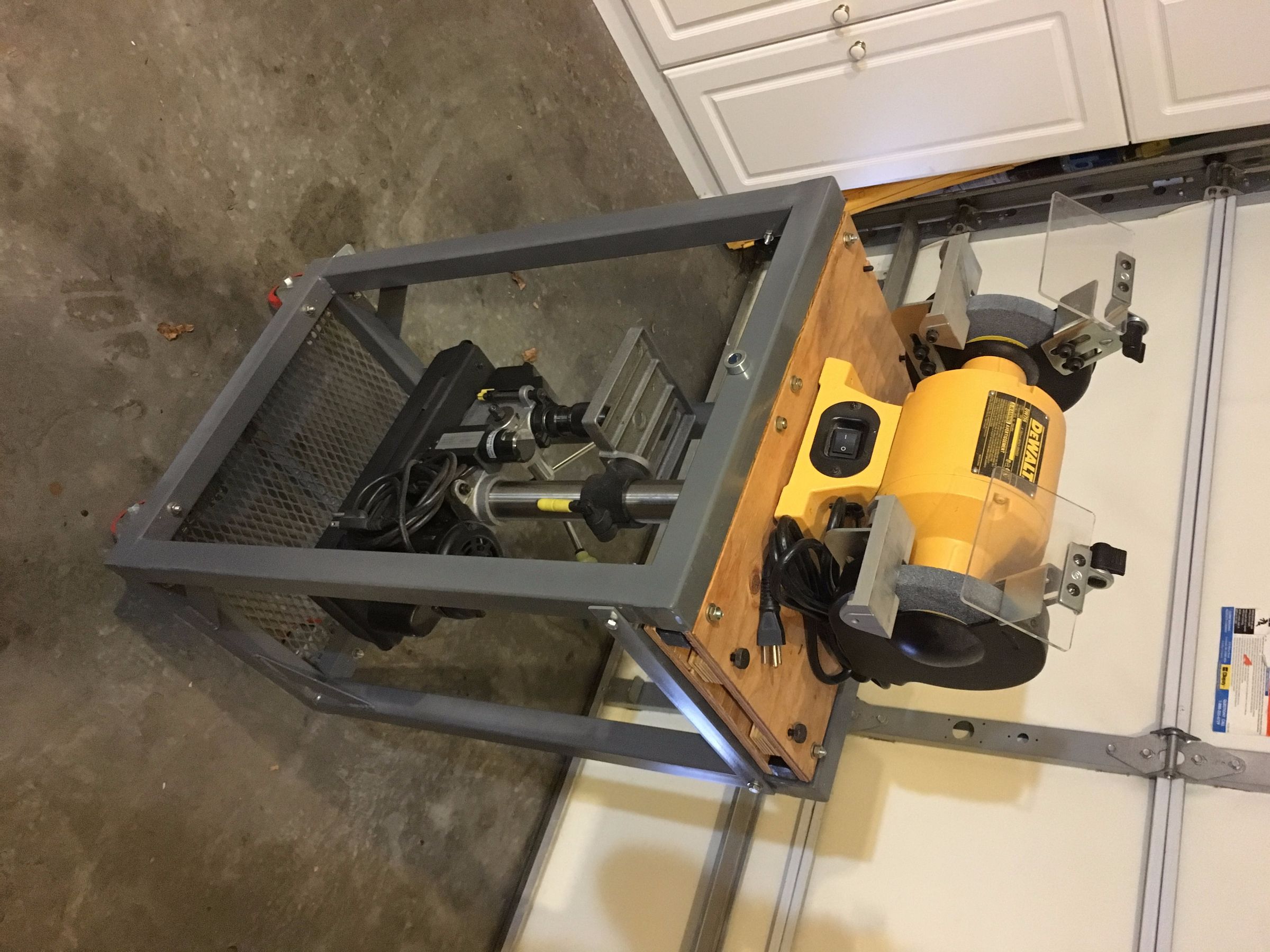 Metal Rotating Tool Stand : 6 Steps (with Pictures) - Instructables