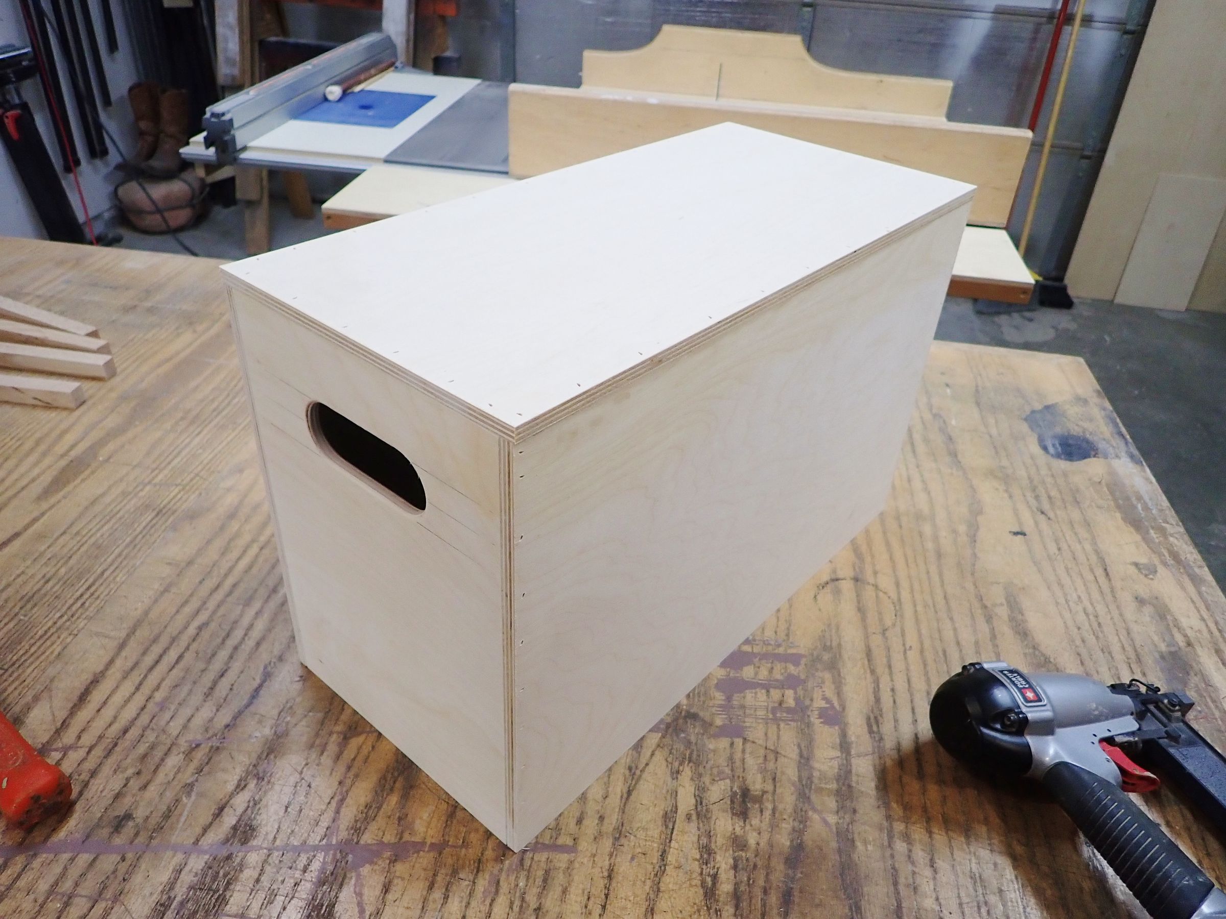 How to Make a Custom Sewing Machine Case : 18 Steps (with Pictures ...