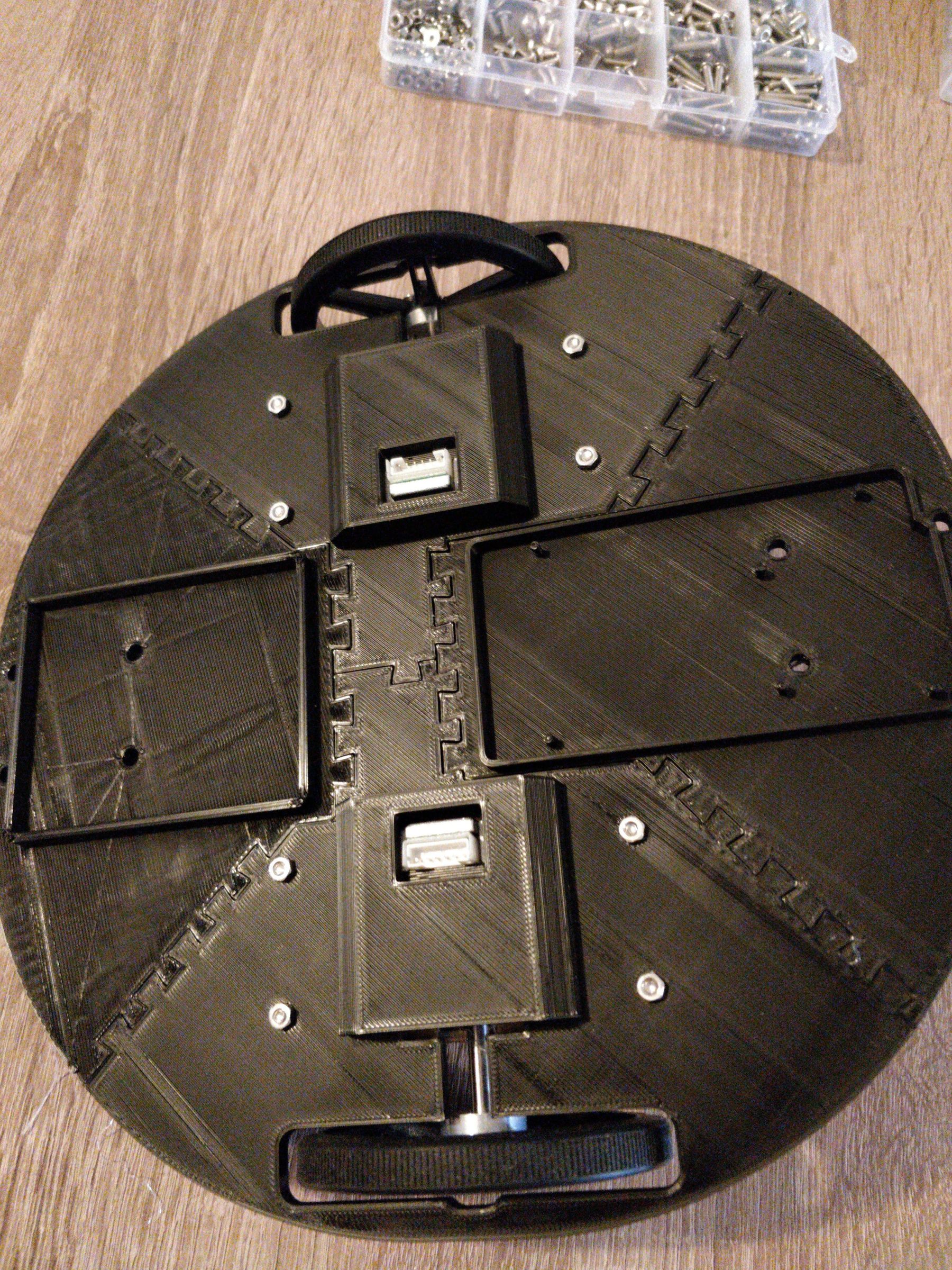 Building a Moving Platform Robot From Scratch : 12 Steps (with Pictures ...