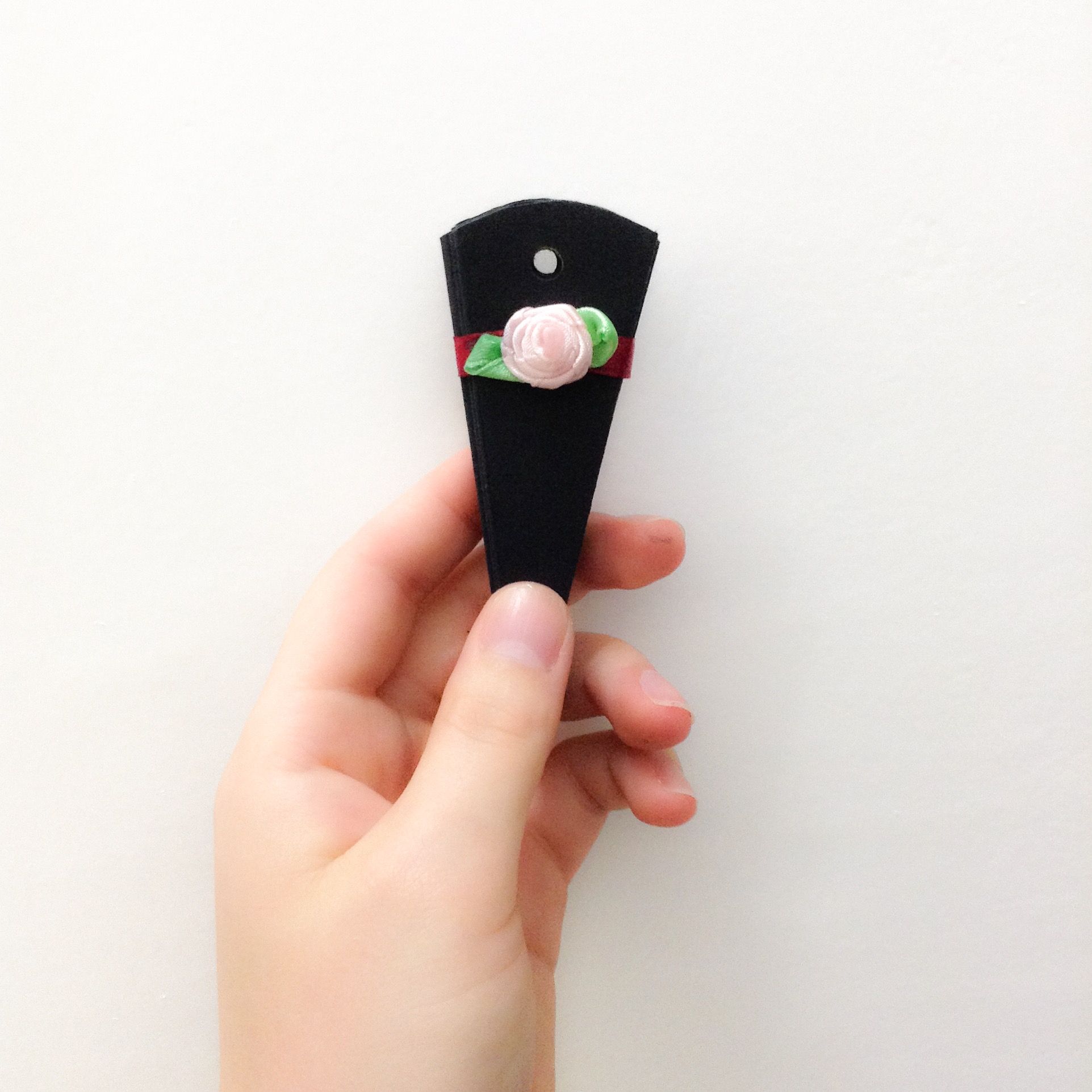 Beautiful Homemade Hand Fan : 8 Steps - Instructables