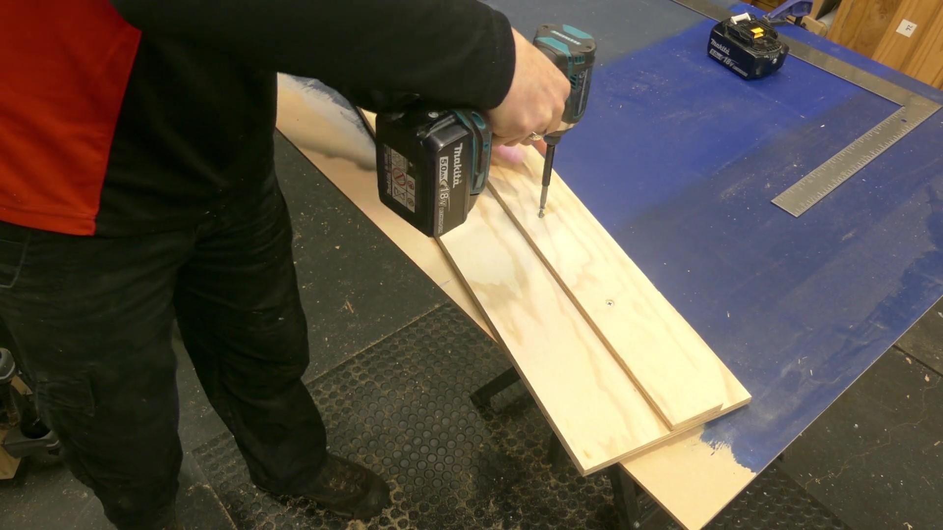 5 Simple and Essential Power Tool Woodworking Jigs : 6 Steps (with ...