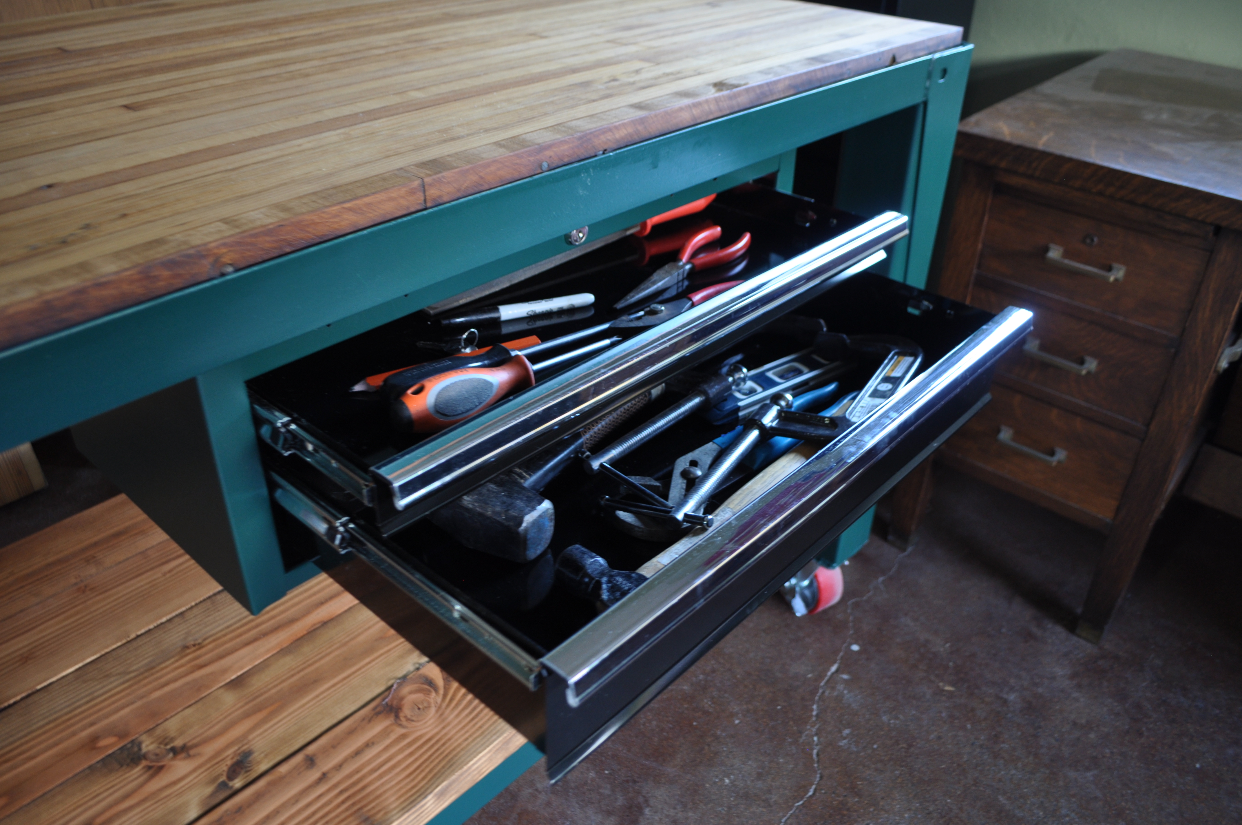 Super Workbench : 6 Steps (with Pictures) - Instructables