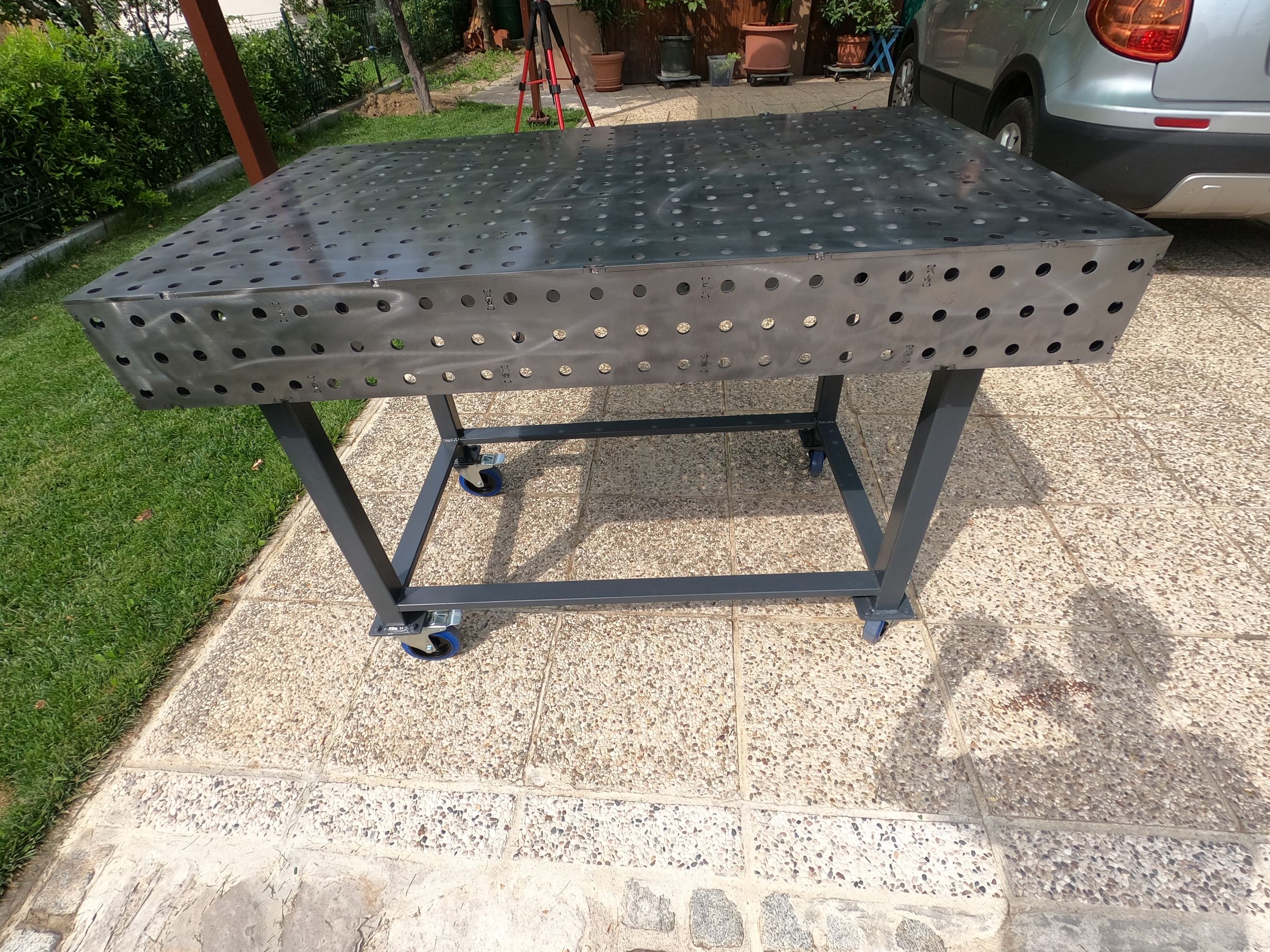 DIY Professional Grade Welding Table (with FREE Plans) : 9 Steps (with ...