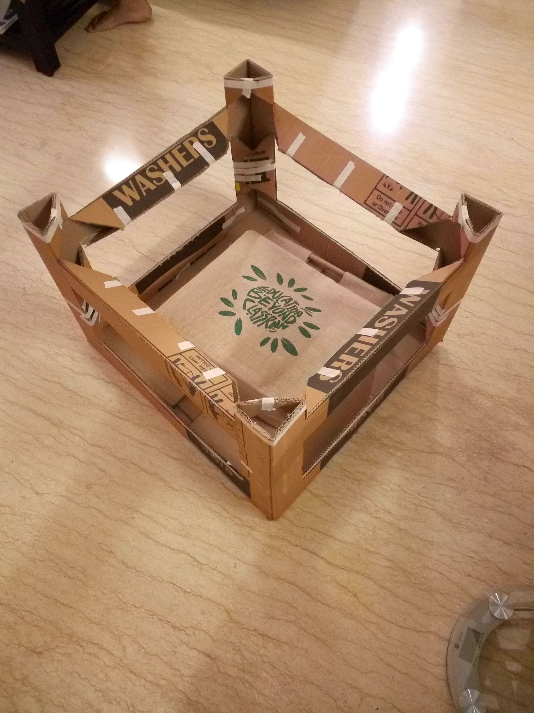 Cardboard Side Table : 4 Steps (with Pictures) - Instructables