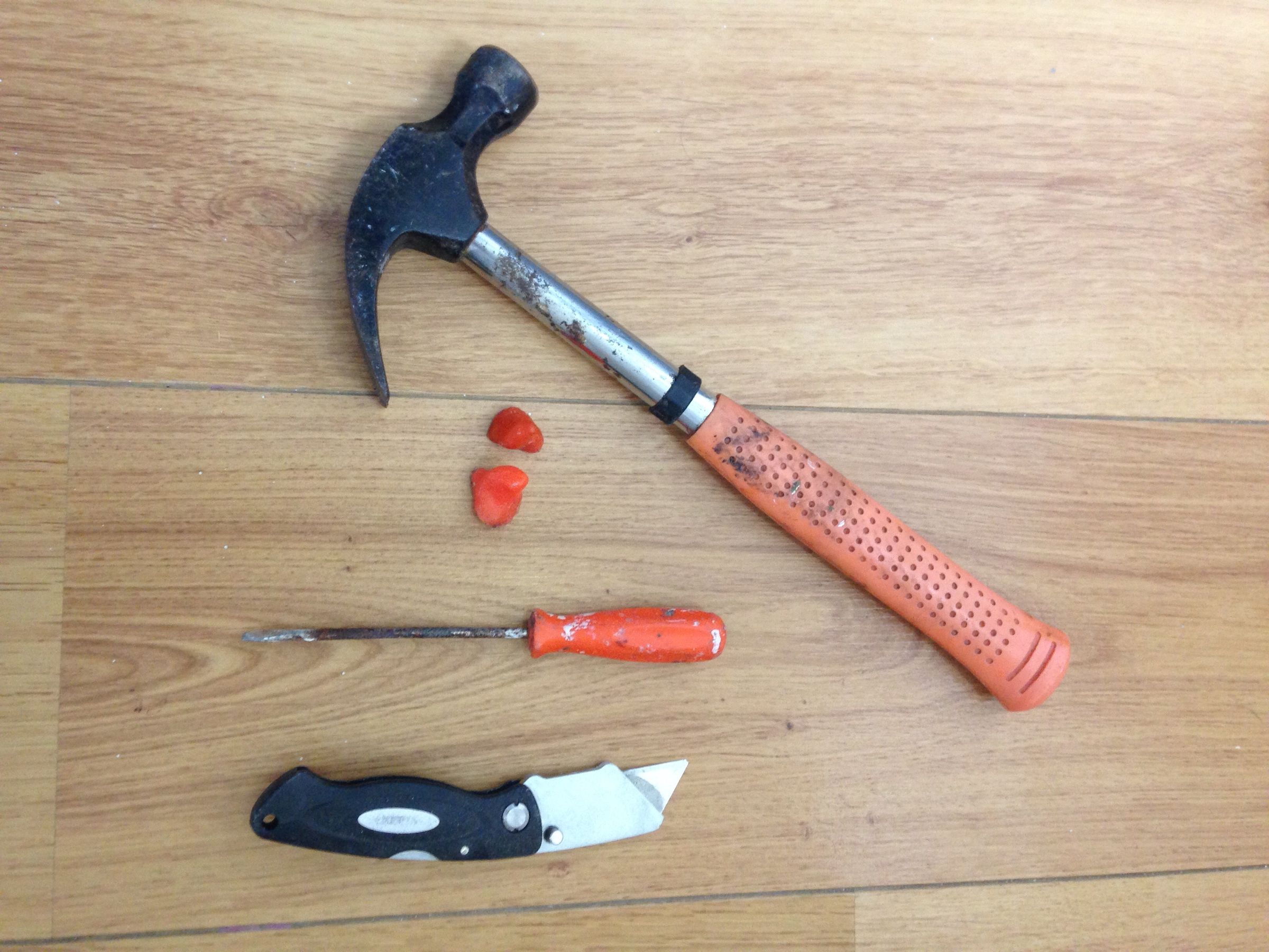 How to Ease Open a Painted Shut Sash Window : 10 Steps (with Pictures ...