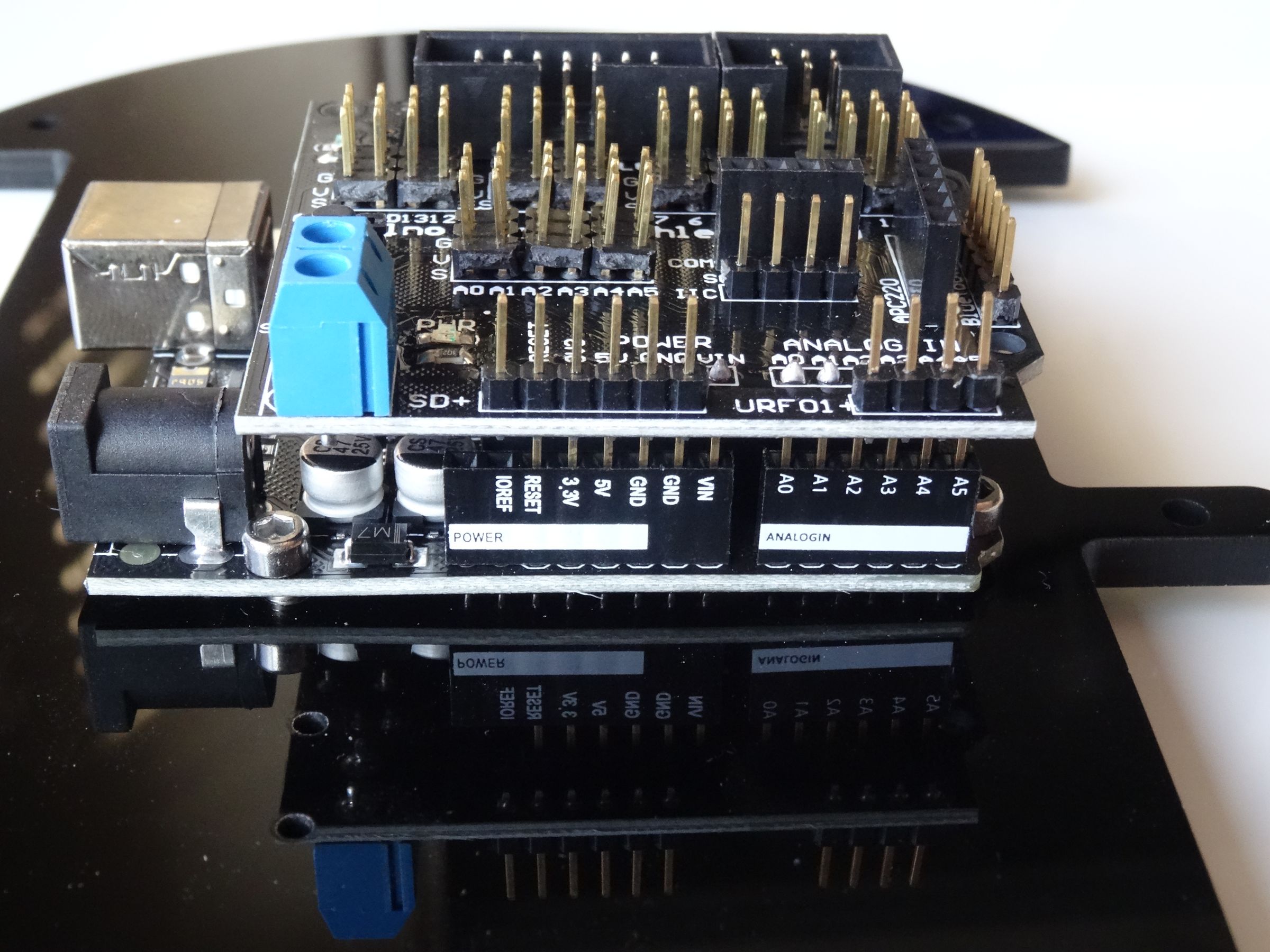 Assemble Elegoo Smart Car Robot Kit V1.0 : 32 Steps (with Pictures ...