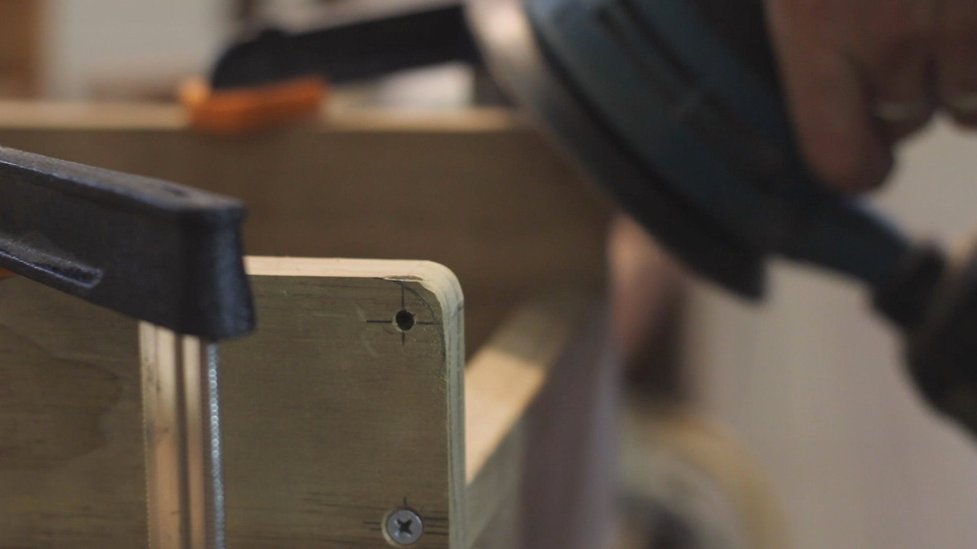 How to Make a Rustic Wood Mailbox : 5 Steps (with Pictures) - Instructables