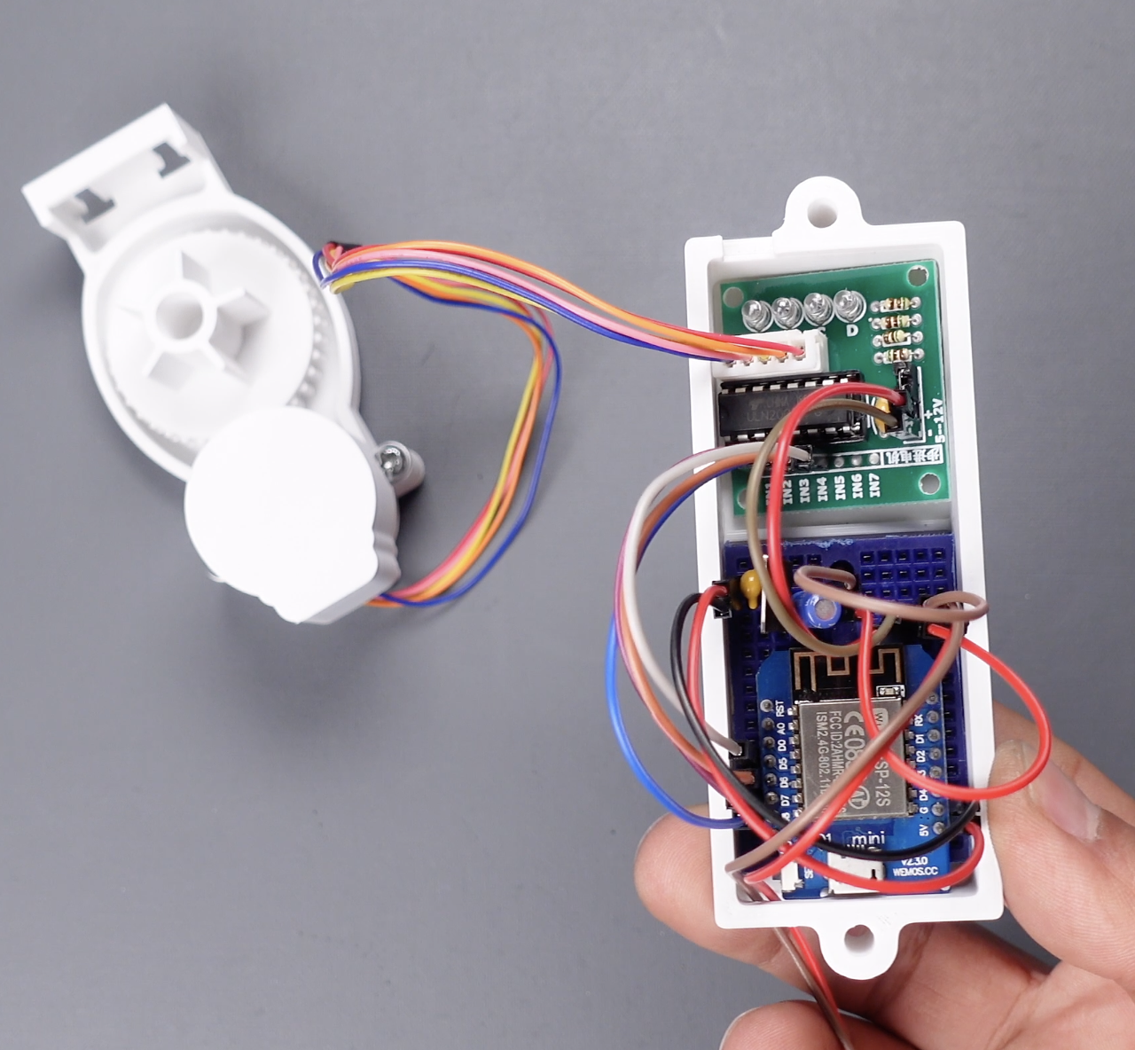 DIY Motorized WiFi Roller Blind - ESP8266 & Blynk : 8 Steps (with ...