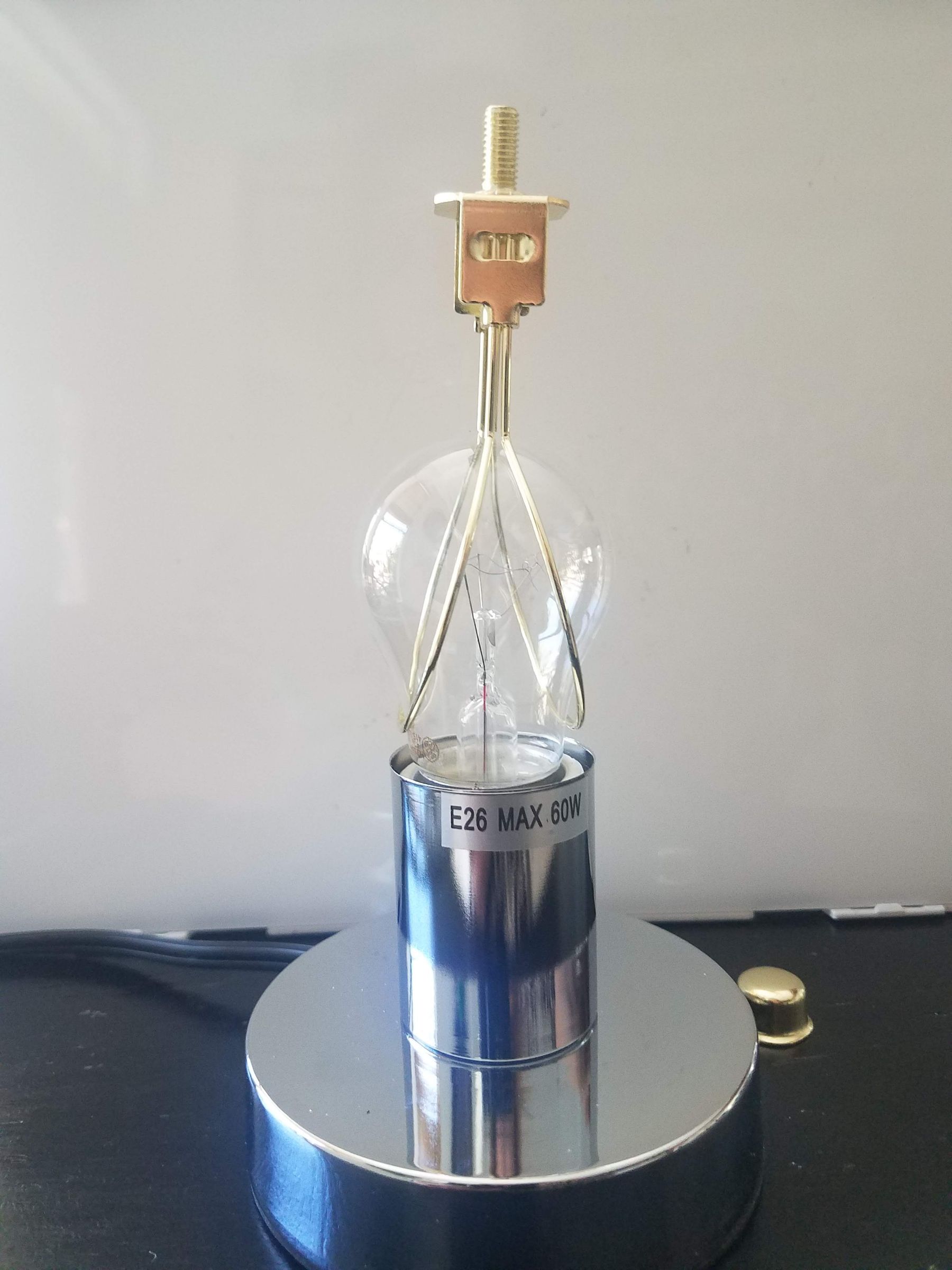 Psychedelic 70s Motion Lamp : 8 Steps (with Pictures) - Instructables