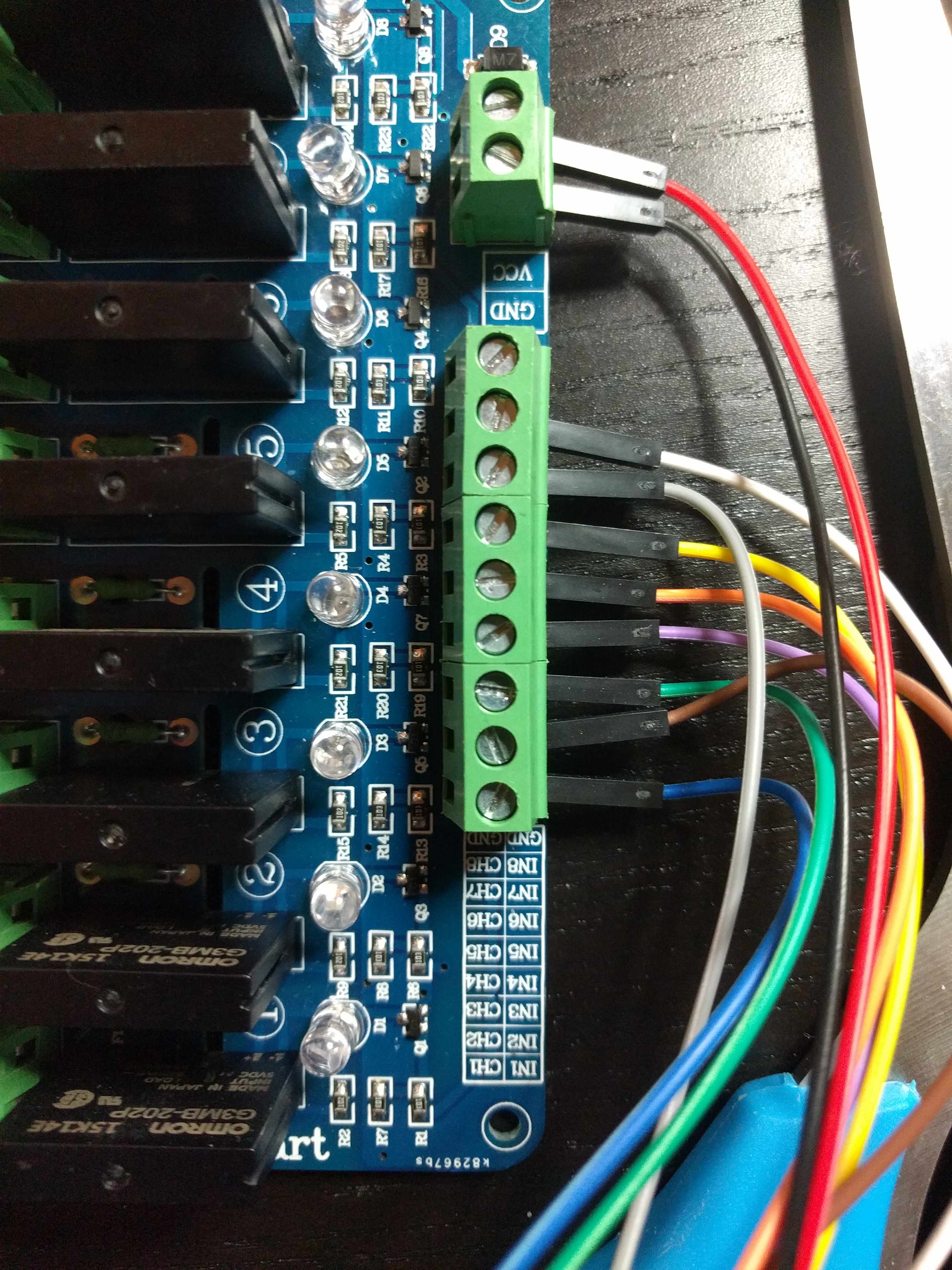 How to Sync Music to Christmas Lights Using a Raspberry Pi and LightShowPi : 10 Steps ...