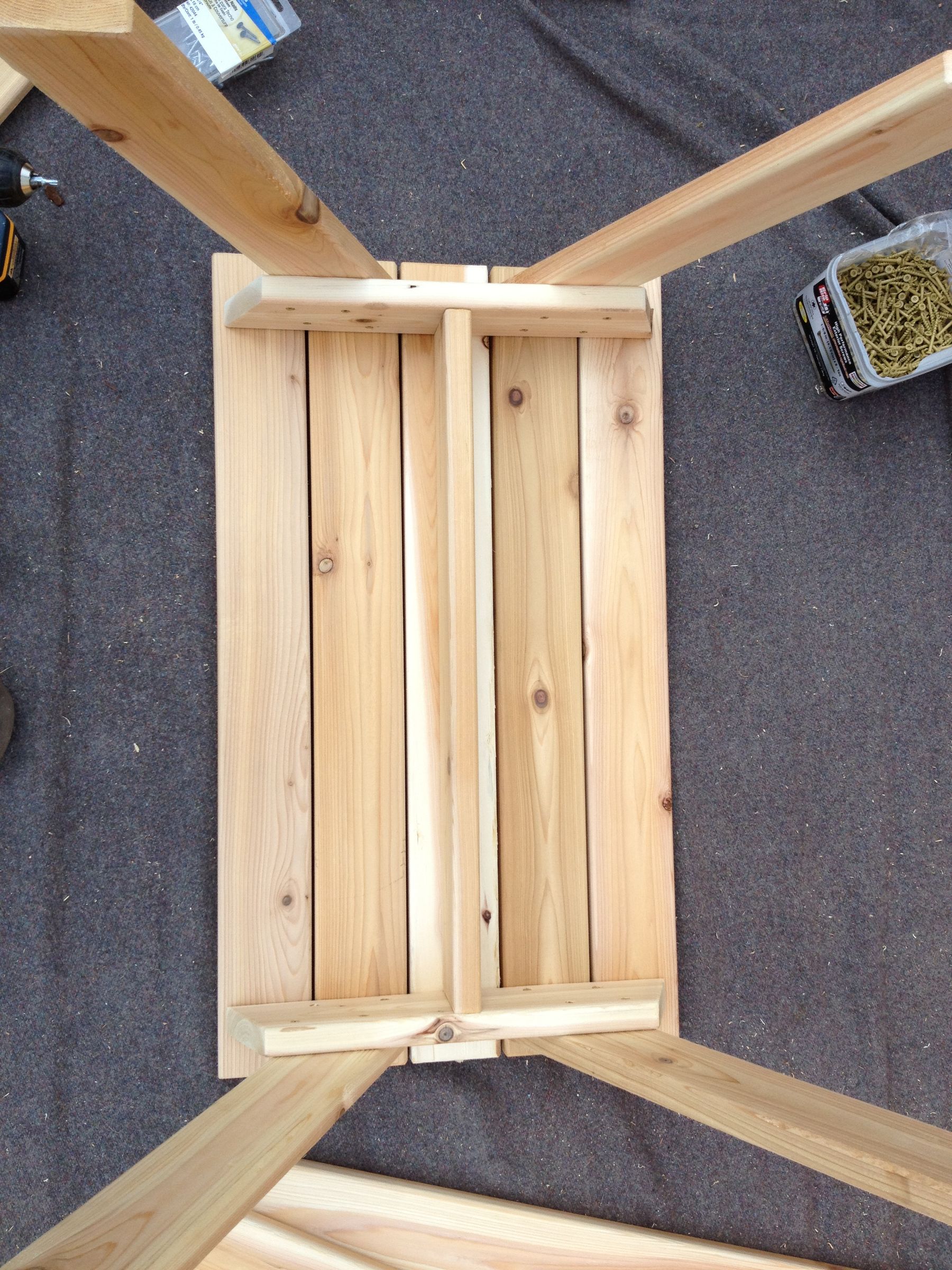 Kids' Picnic Table : 8 Steps (with Pictures) - Instructables