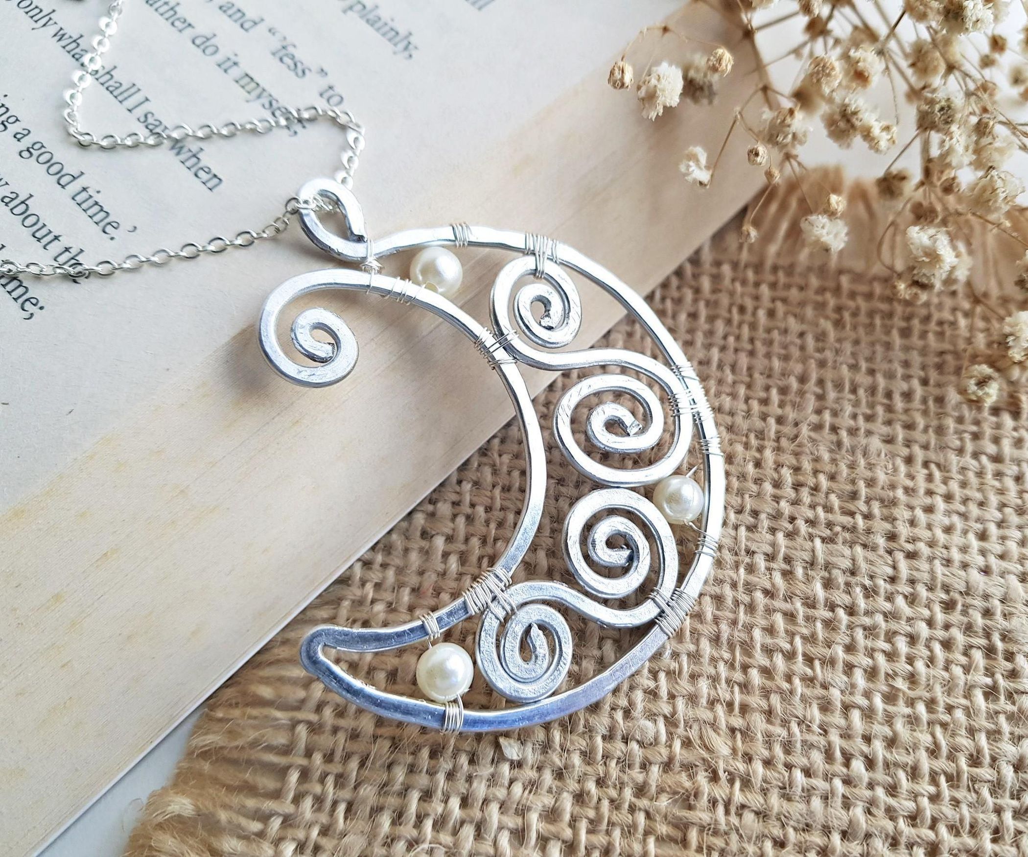 DIY Wire Wrapped Crescent Moon Pendant : 7 Steps (with Pictures ...