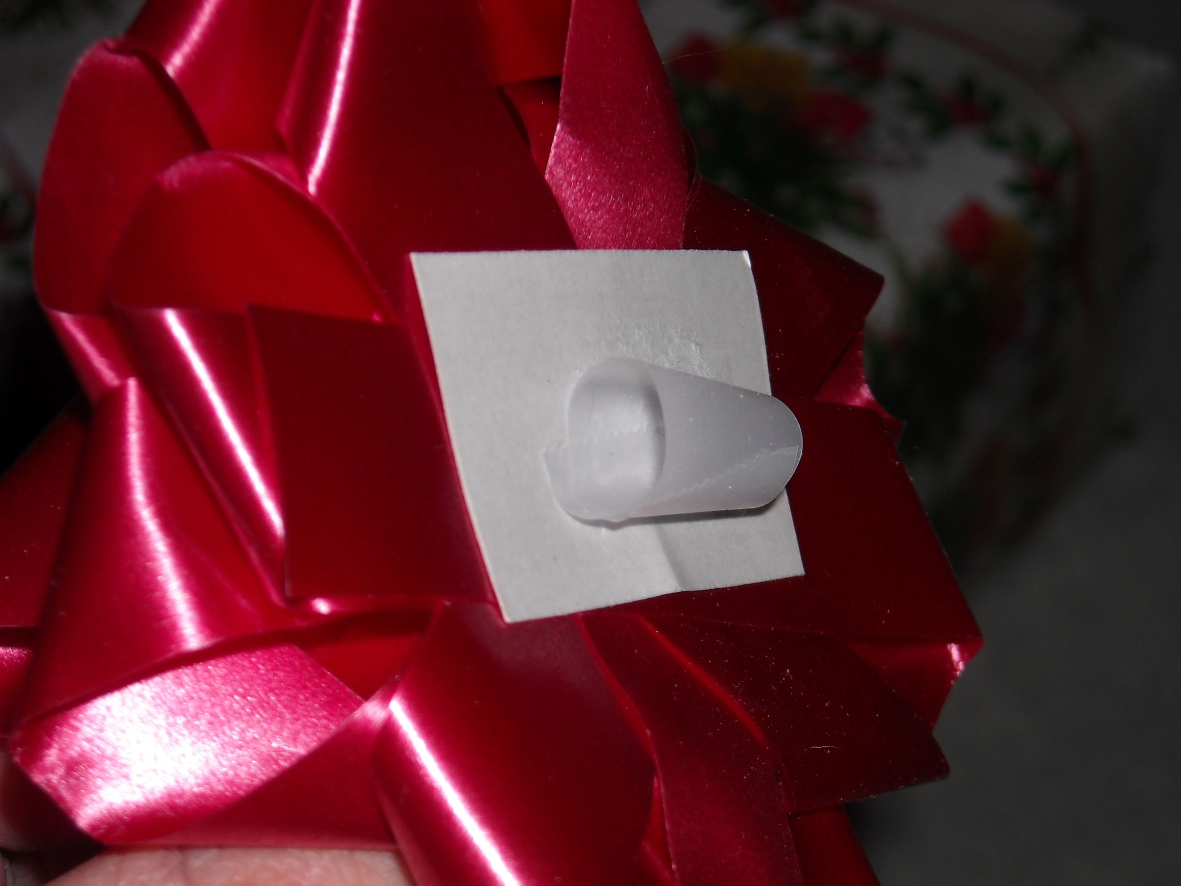 How to Wrap a Rectangular Gift : 8 Steps - Instructables
