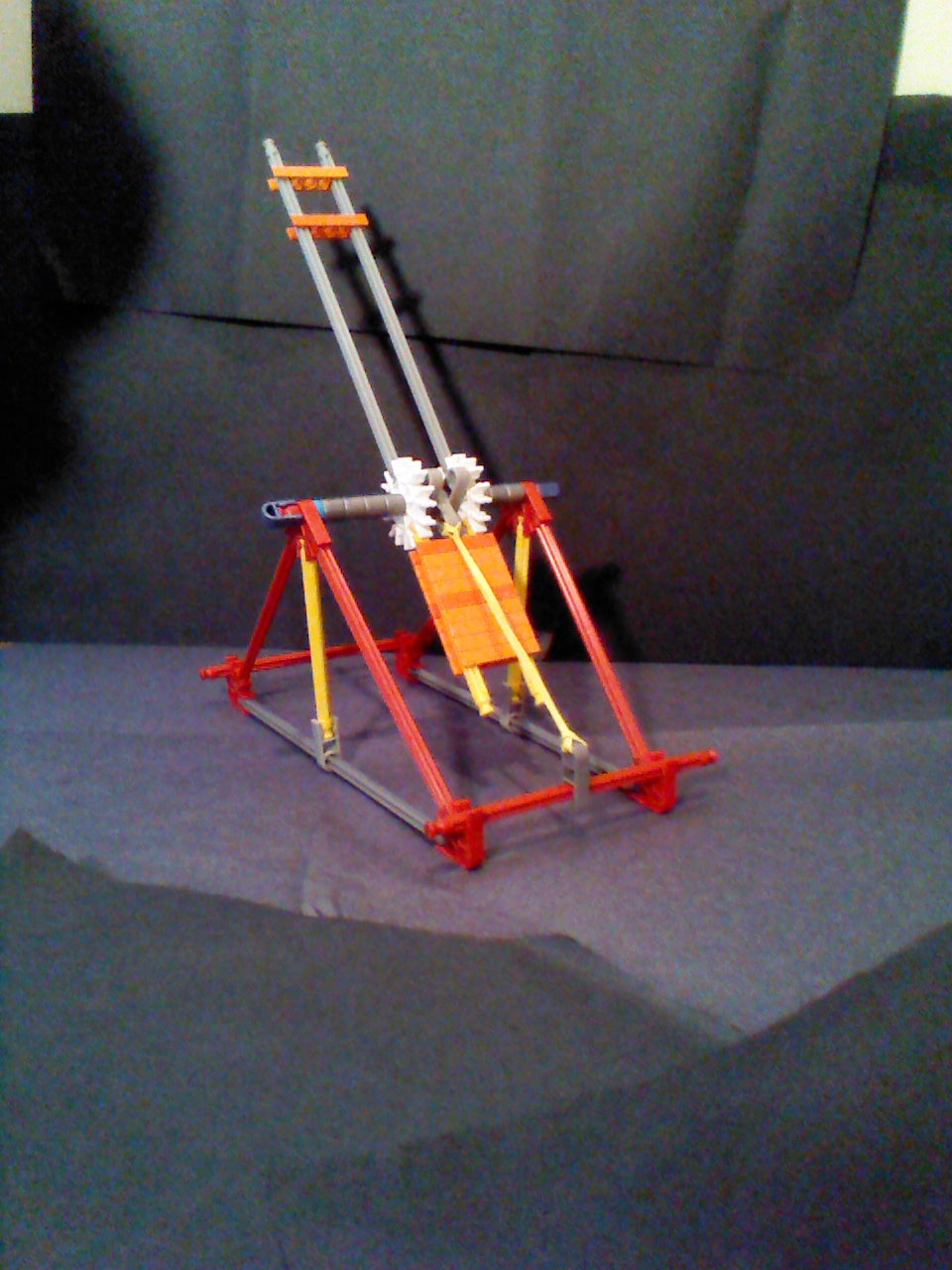 Knex Catapult : 14 Steps - Instructables