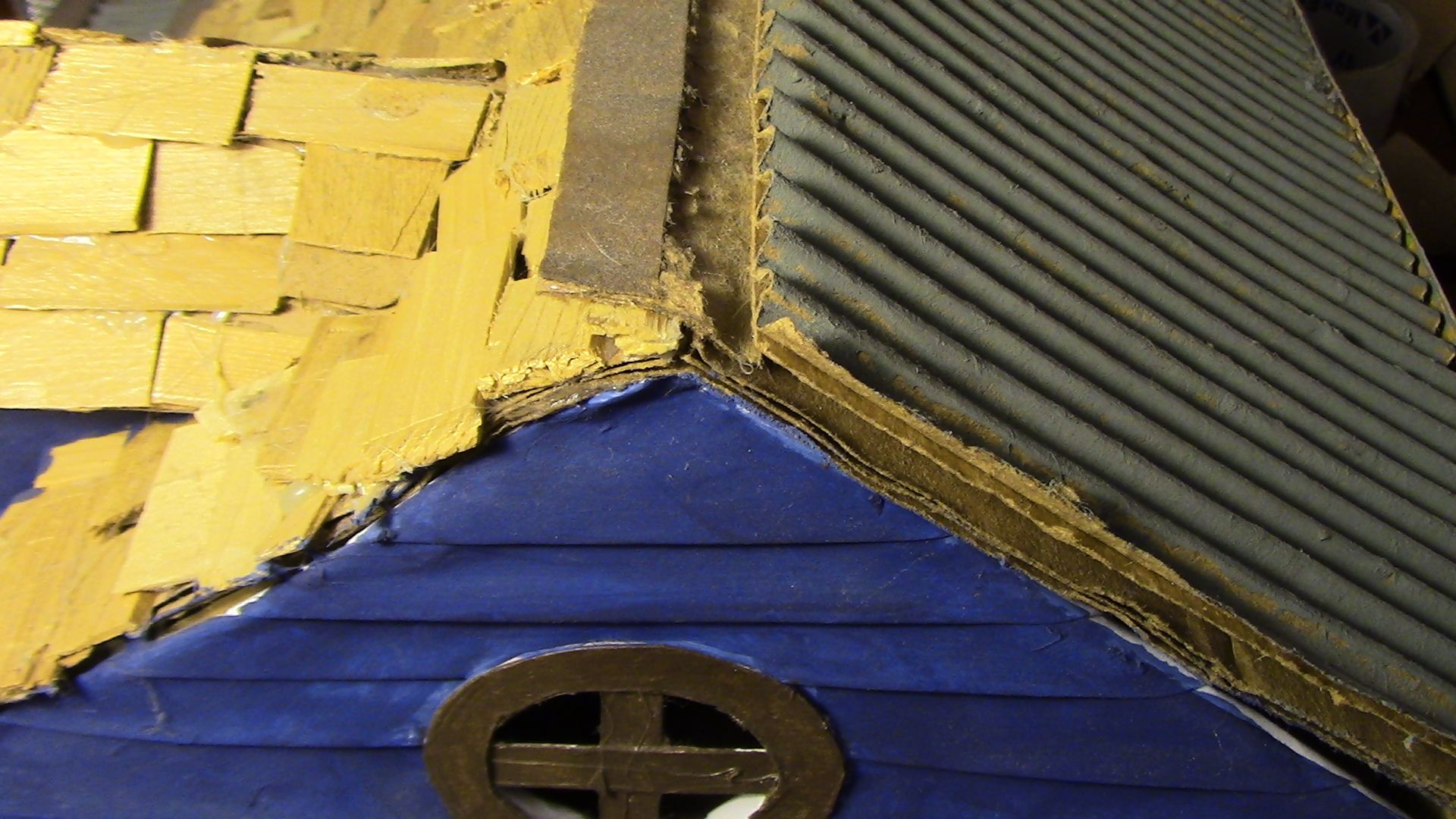 Cardboard Cabin : 8 Steps - Instructables