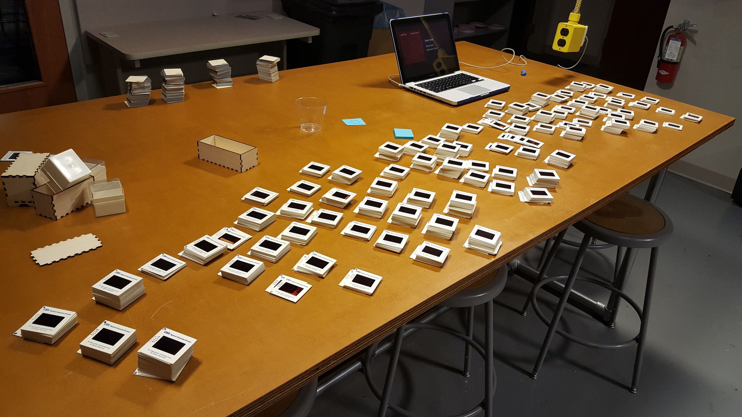 Custom Photo Slide Containers : 9 Steps (with Pictures) - Instructables