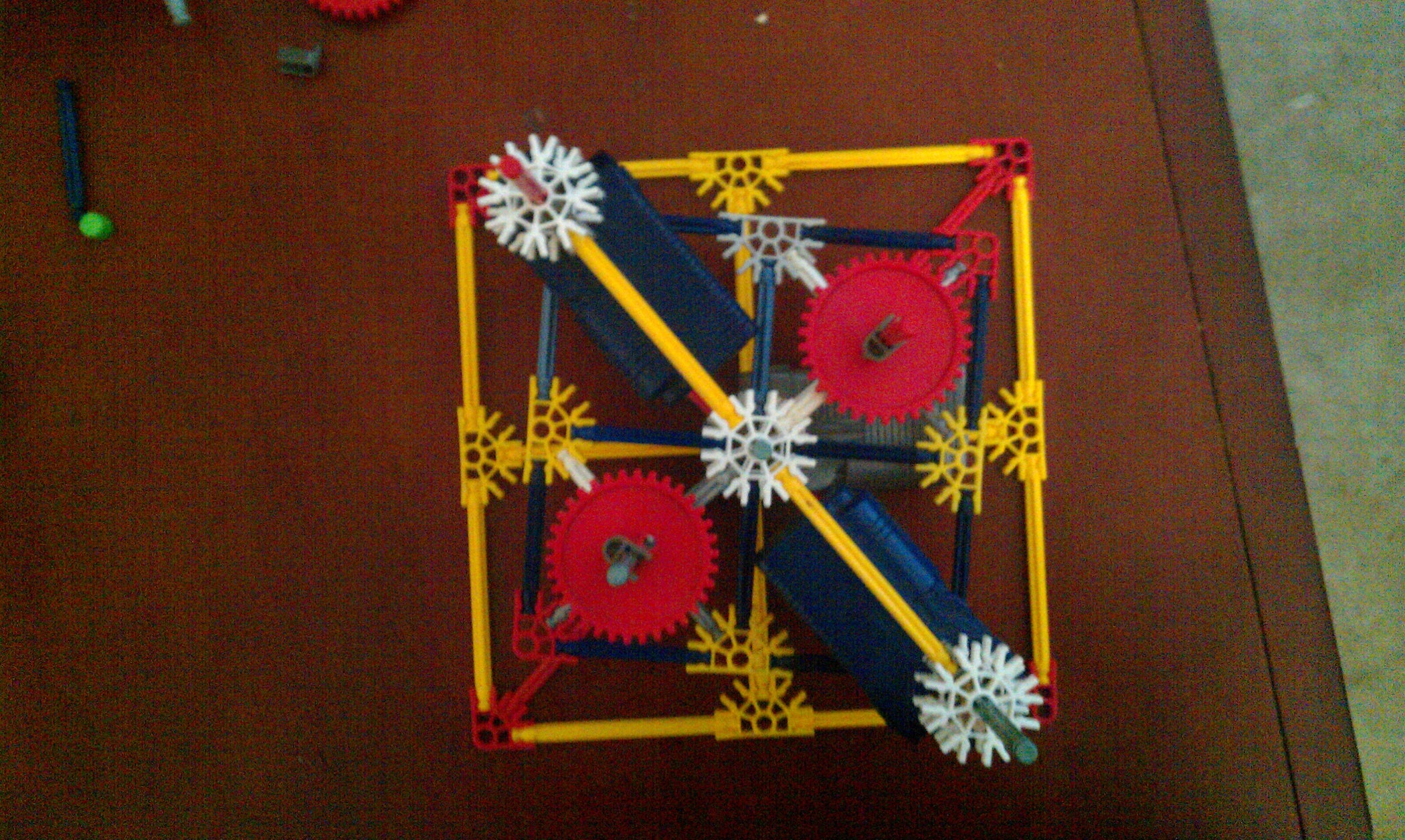 K'Nex Laser Spirograph : 4 Steps - Instructables