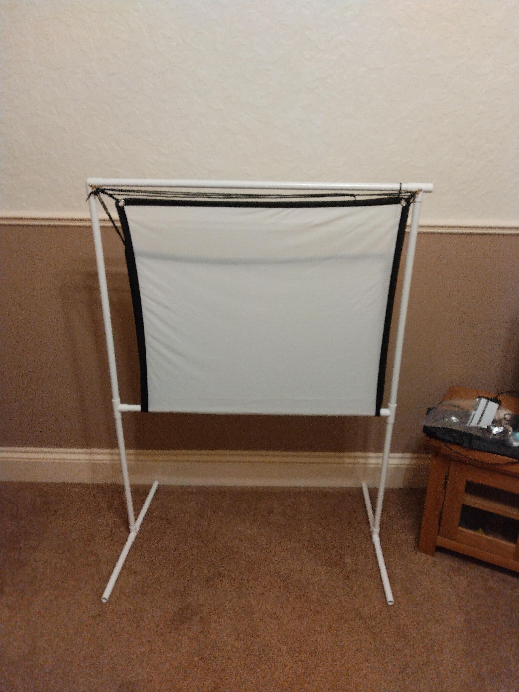 PVC Portable Projector Screen : 4 Steps (with Pictures) - Instructables