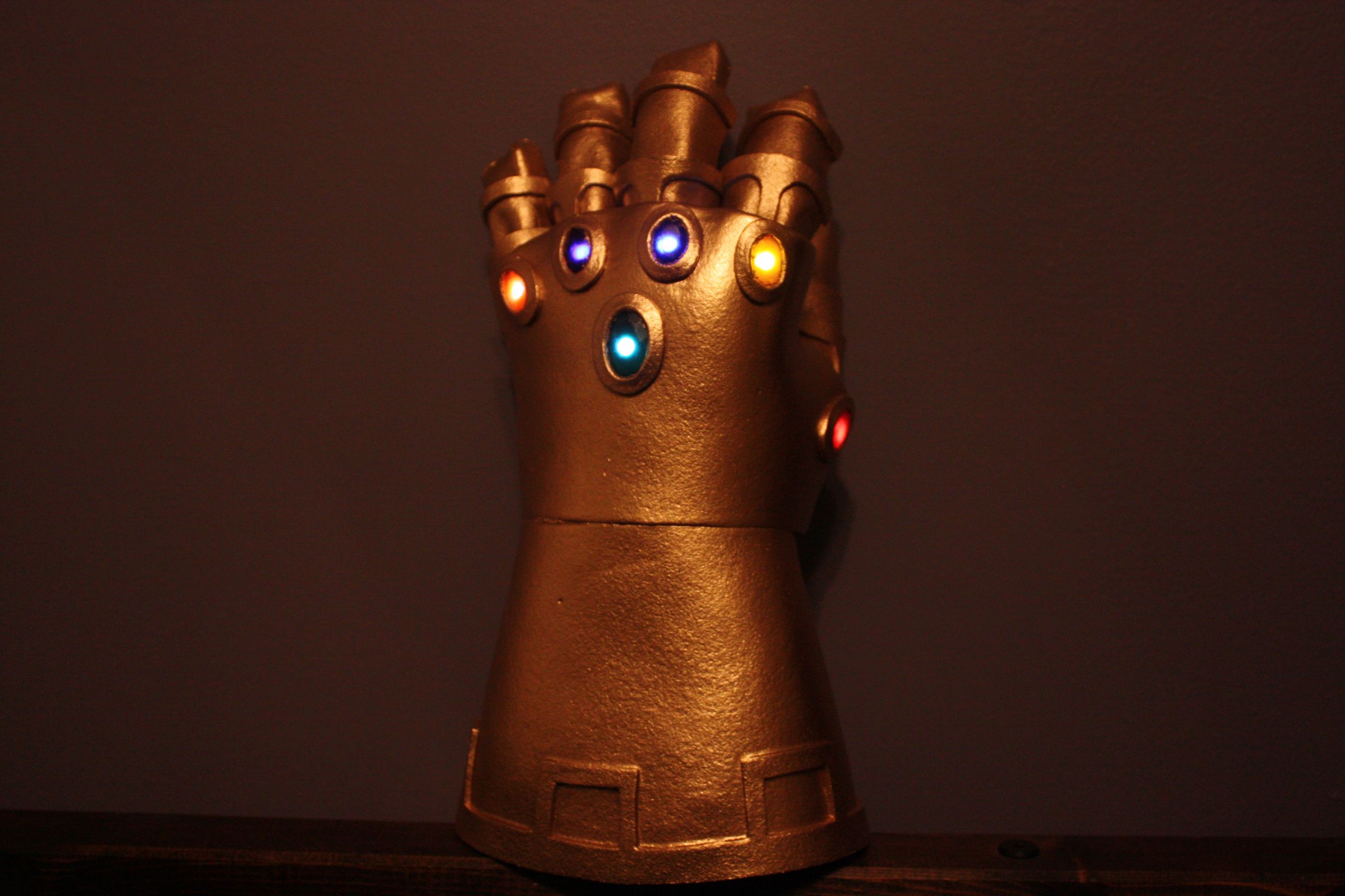 Infinity ∞ Gauntlet : 14 Steps (with Pictures) - Instructables