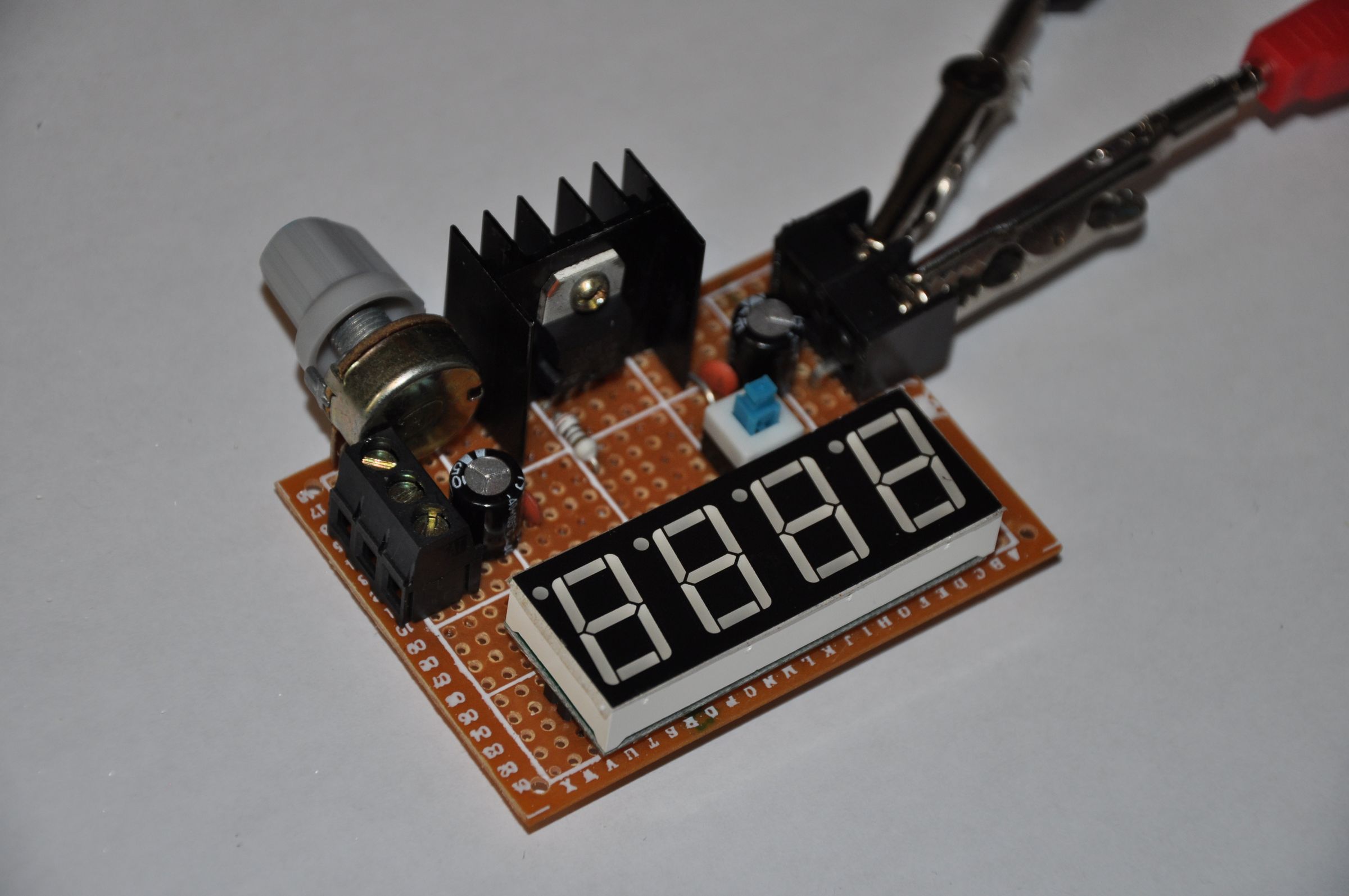 THE EXTREMELY SIMPLE DIGITAL DC-DC POWER SUPPLY! : 5 Steps - Instructables