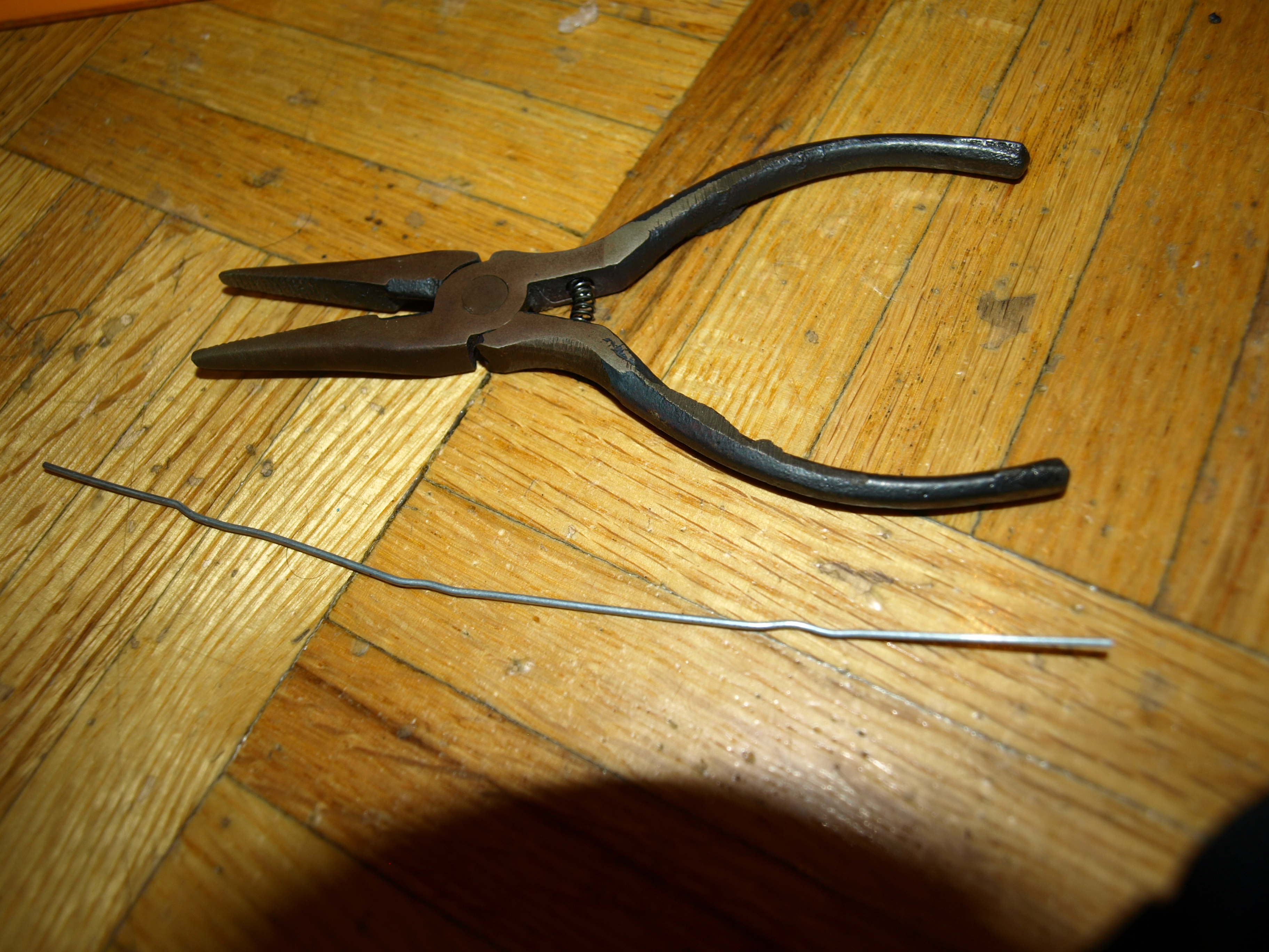 How to Make a Very Simple Robot : 16 Steps - Instructables