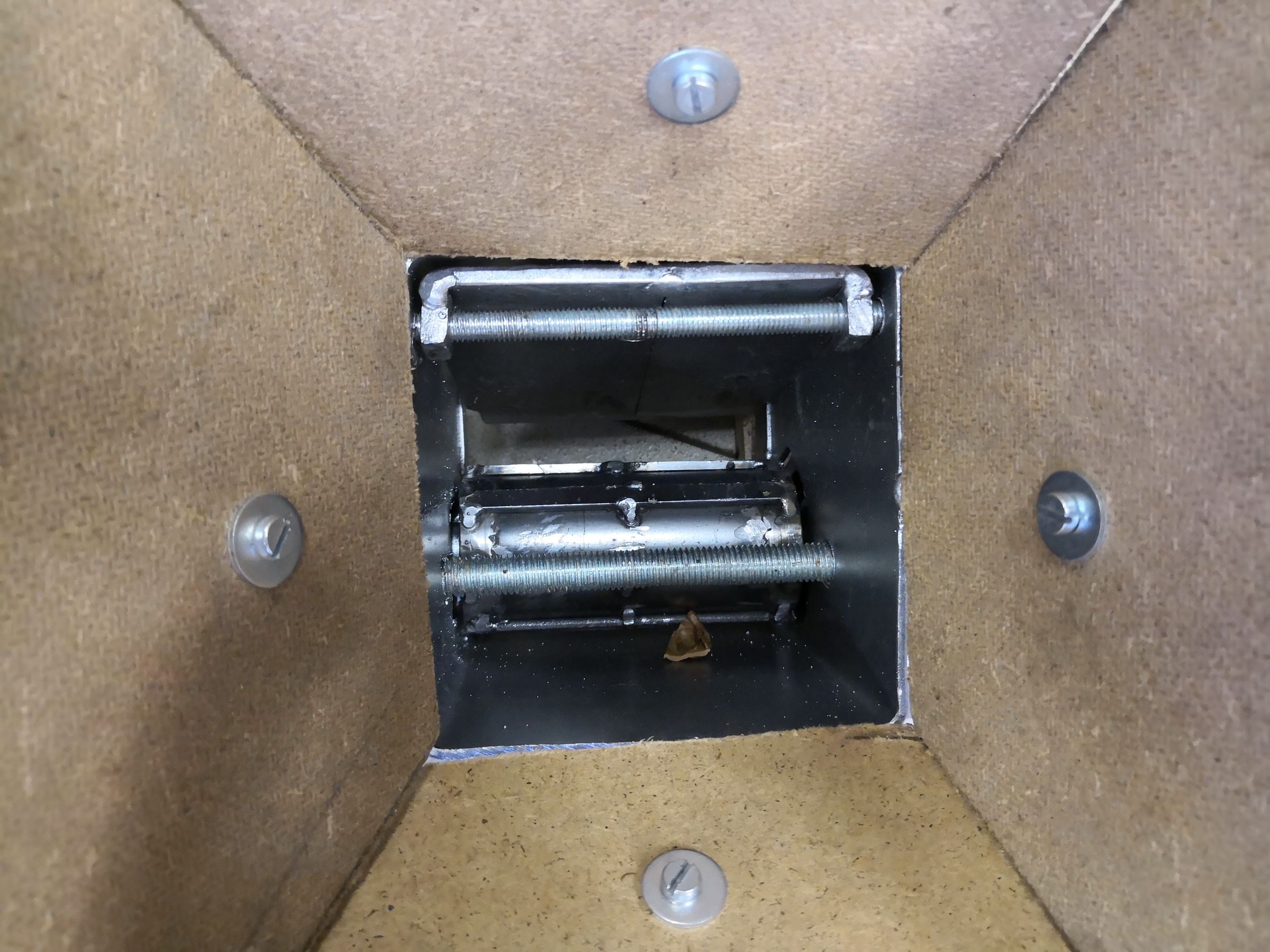 Adjustable Nut Cracking Machine : 6 Steps (with Pictures) - Instructables