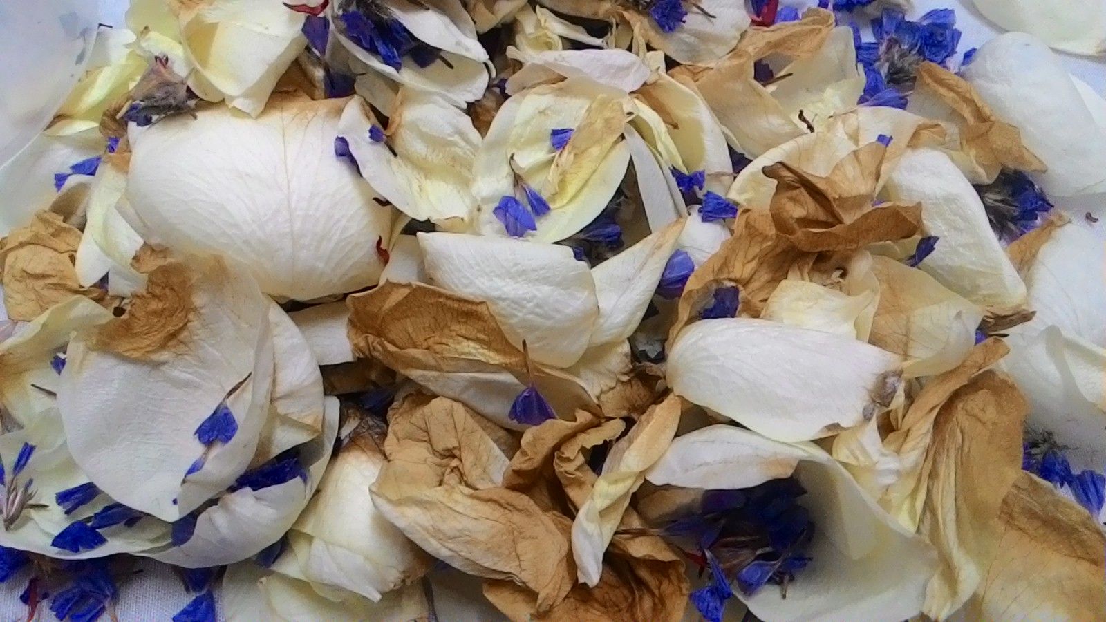 Dry Bouquet Turn Potpourris : 3 Steps - Instructables