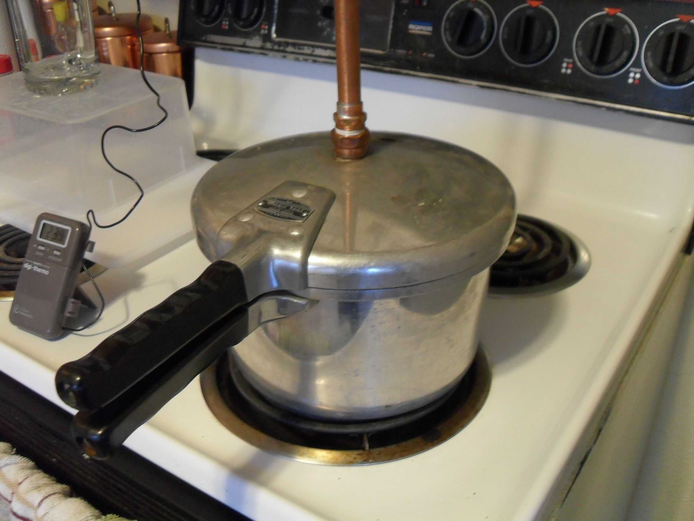 Build a Lab Quality (ish) Distillation Apparatus. : 12 Steps (with ...
