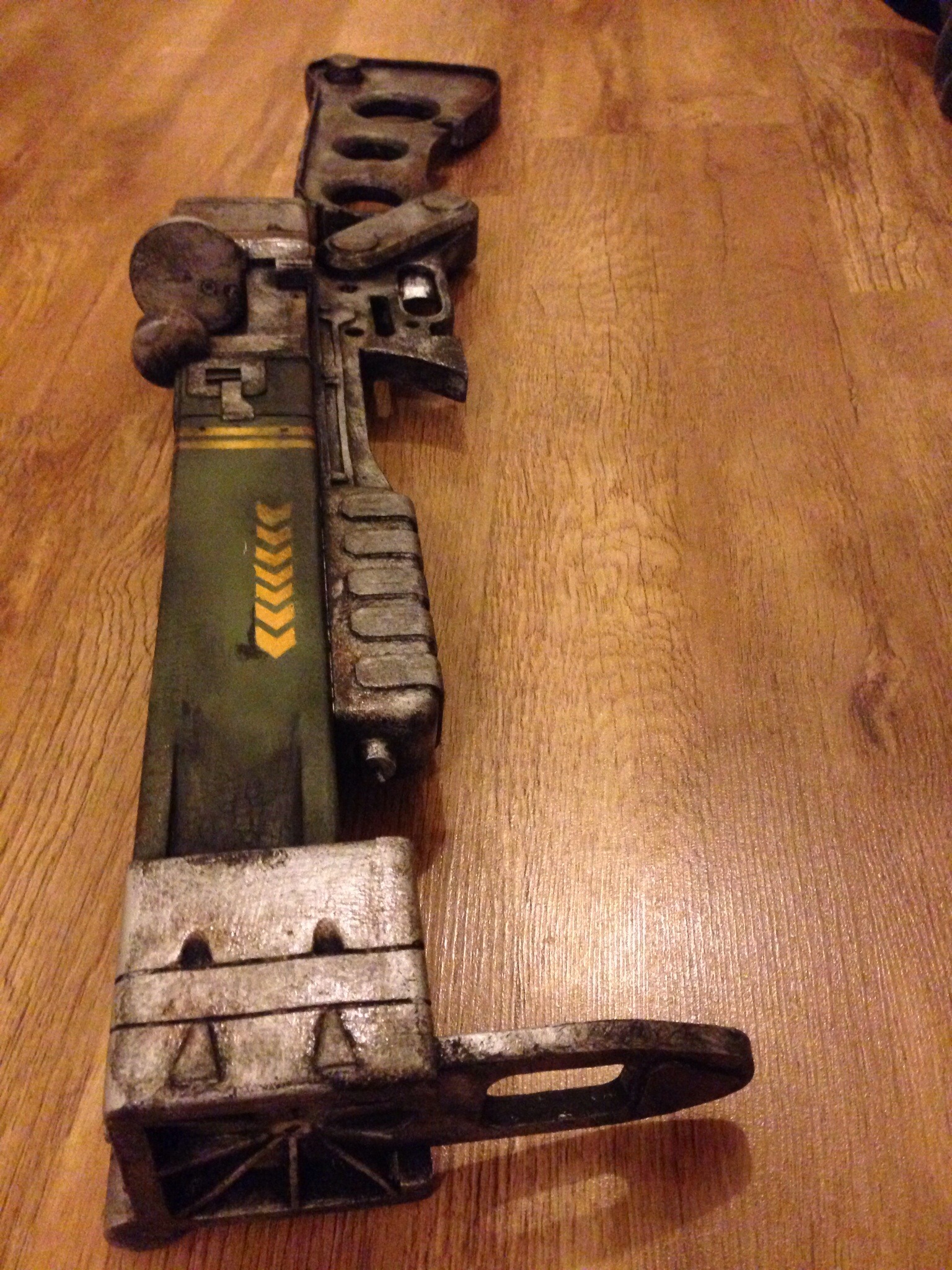 Fallout AER9 Lazer Rifle : 10 Steps (with Pictures) - Instructables