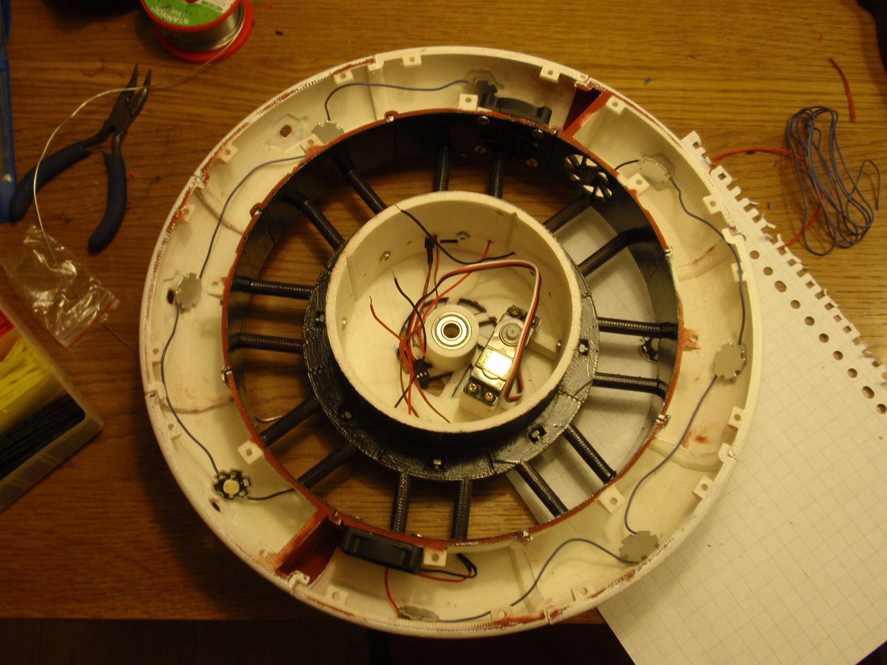 A Fully 3D Printable GlaDOS Robotic Ceiling Arm Lamp : 11 Steps (with ...