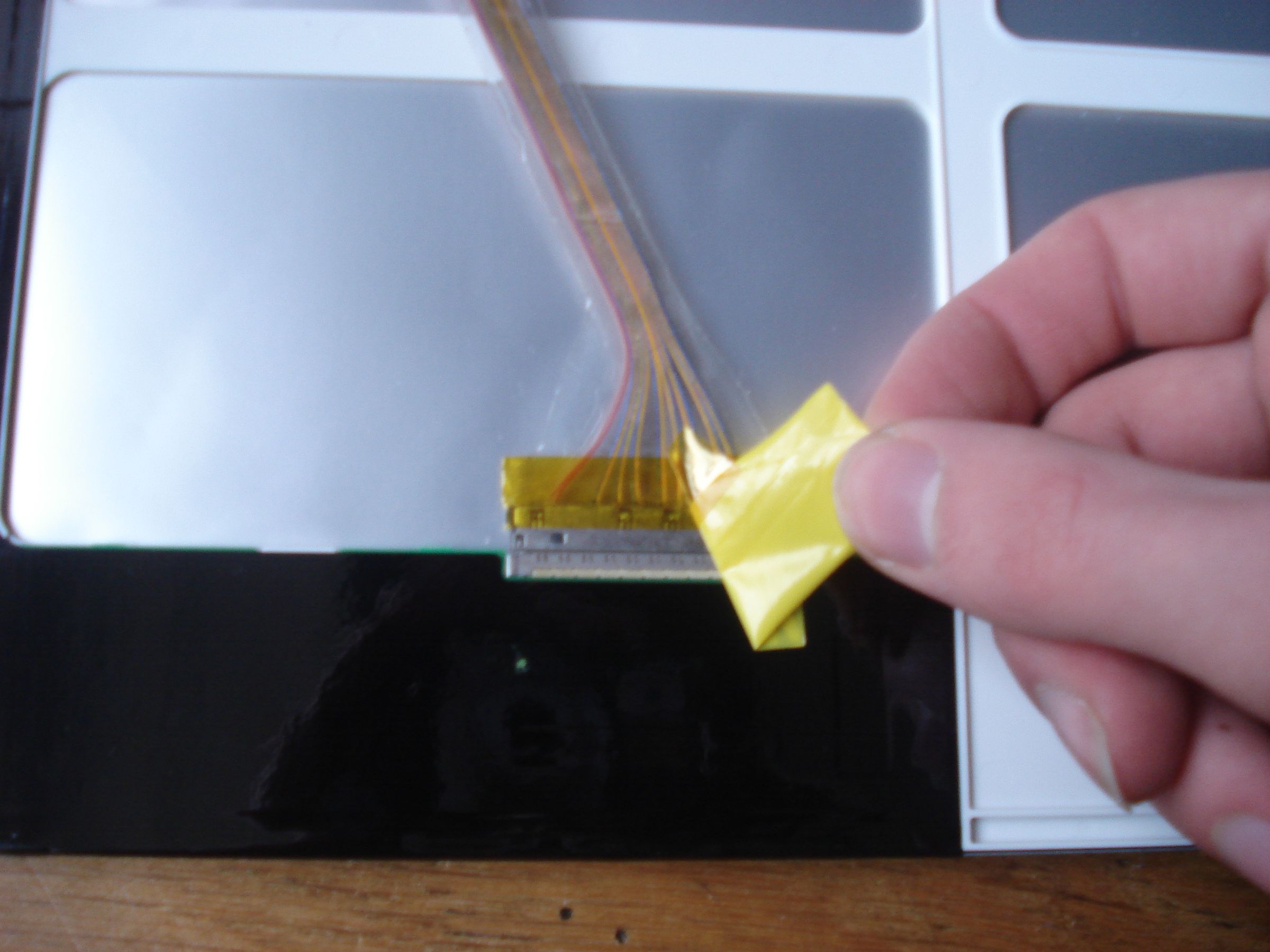 Turn a Laptop Screen Into a Mirror : 9 Steps (with Pictures ...