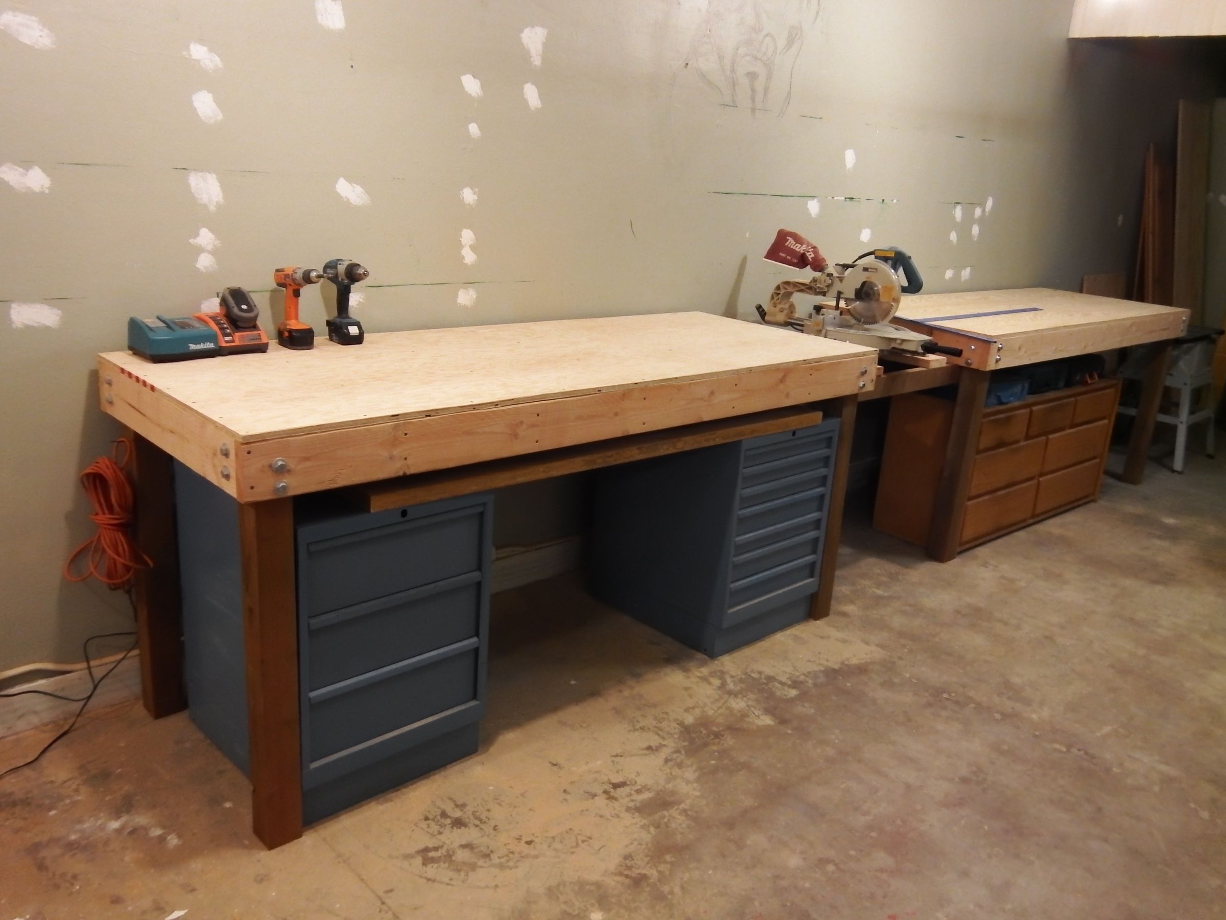 Saw Workbench Area Retrofit : 4 Steps (with Pictures) - Instructables