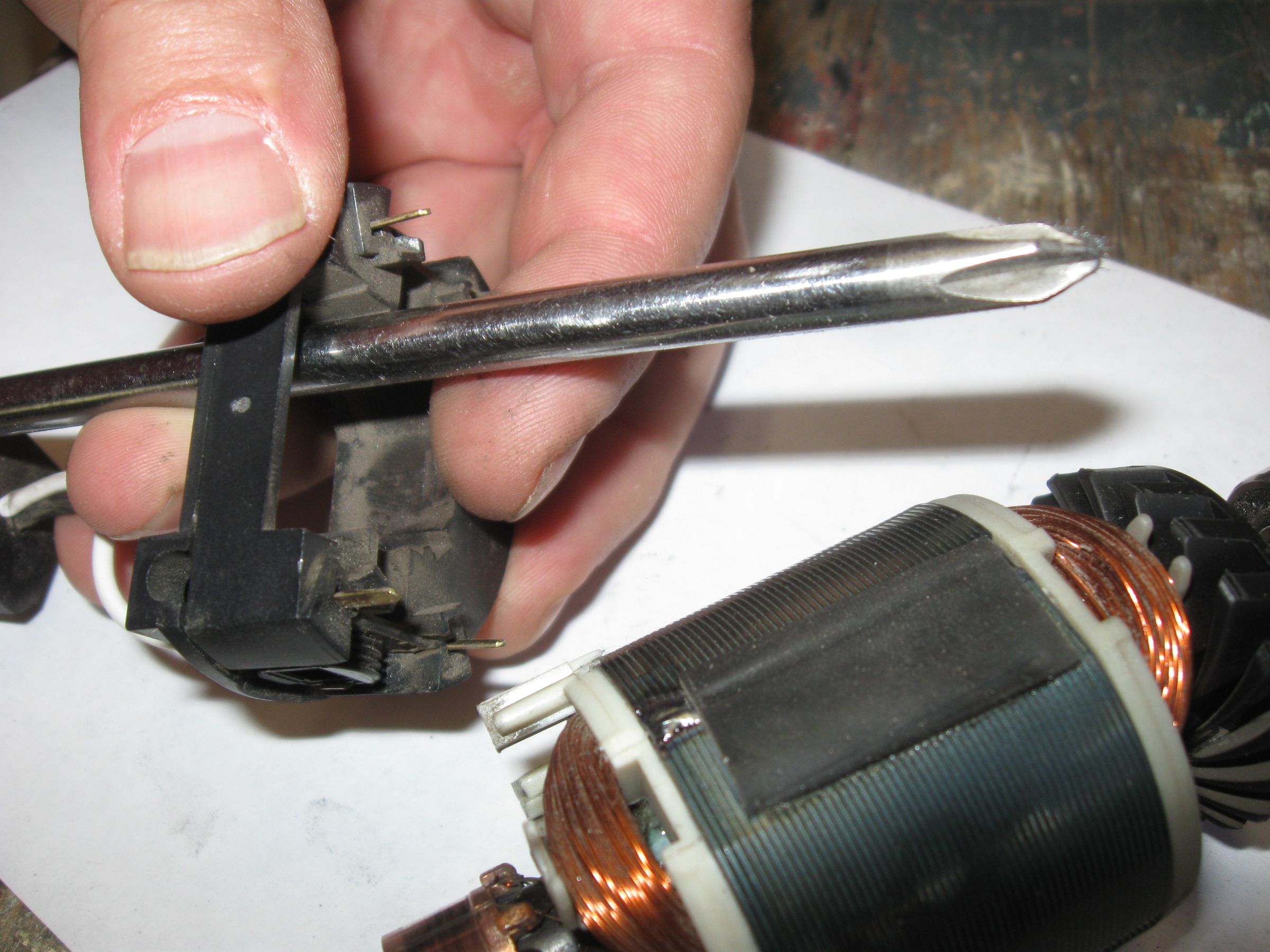 Dremel Repair : 4 Steps (with Pictures) - Instructables